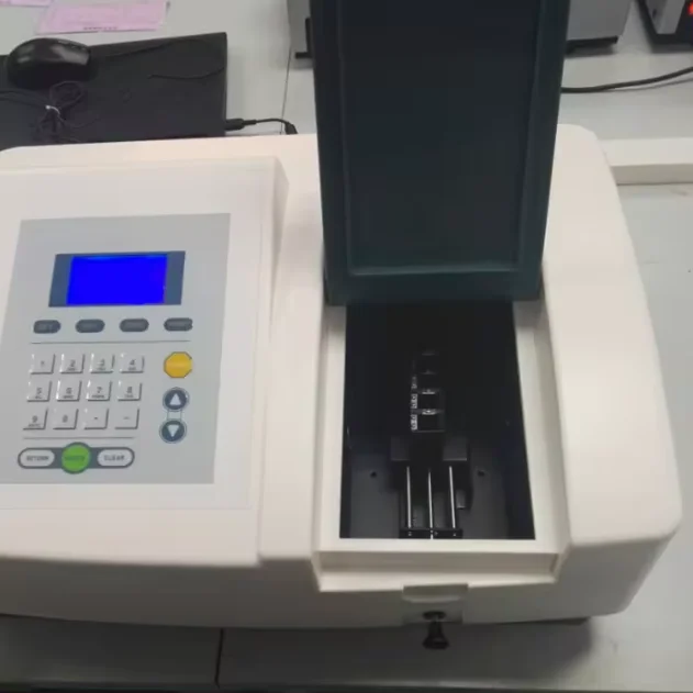 LABTEX UV VIS Spectrophotometer for Laboratory Visible Detection ...