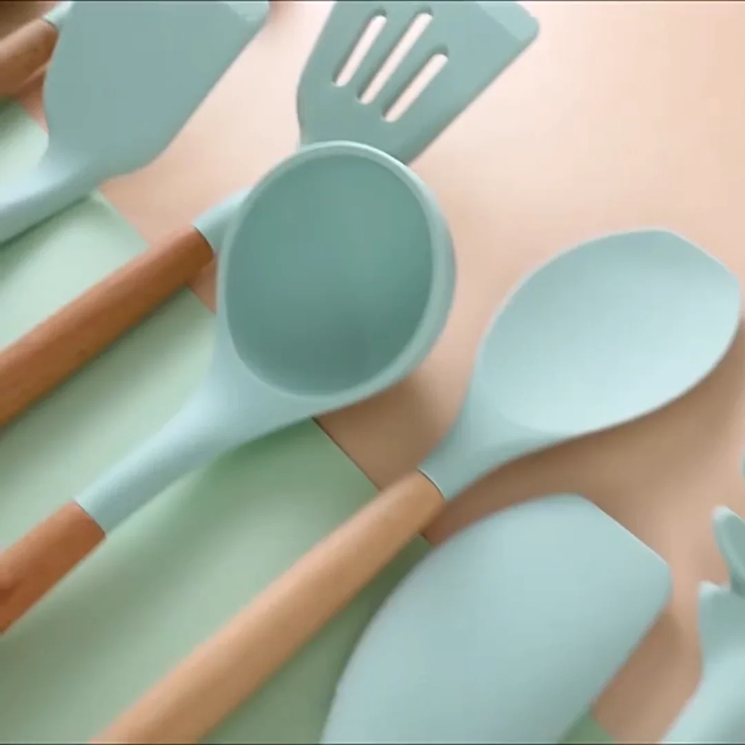 New Design Great Value Suit 25 Pieces In 1 Set Silicone Kitchenware ...