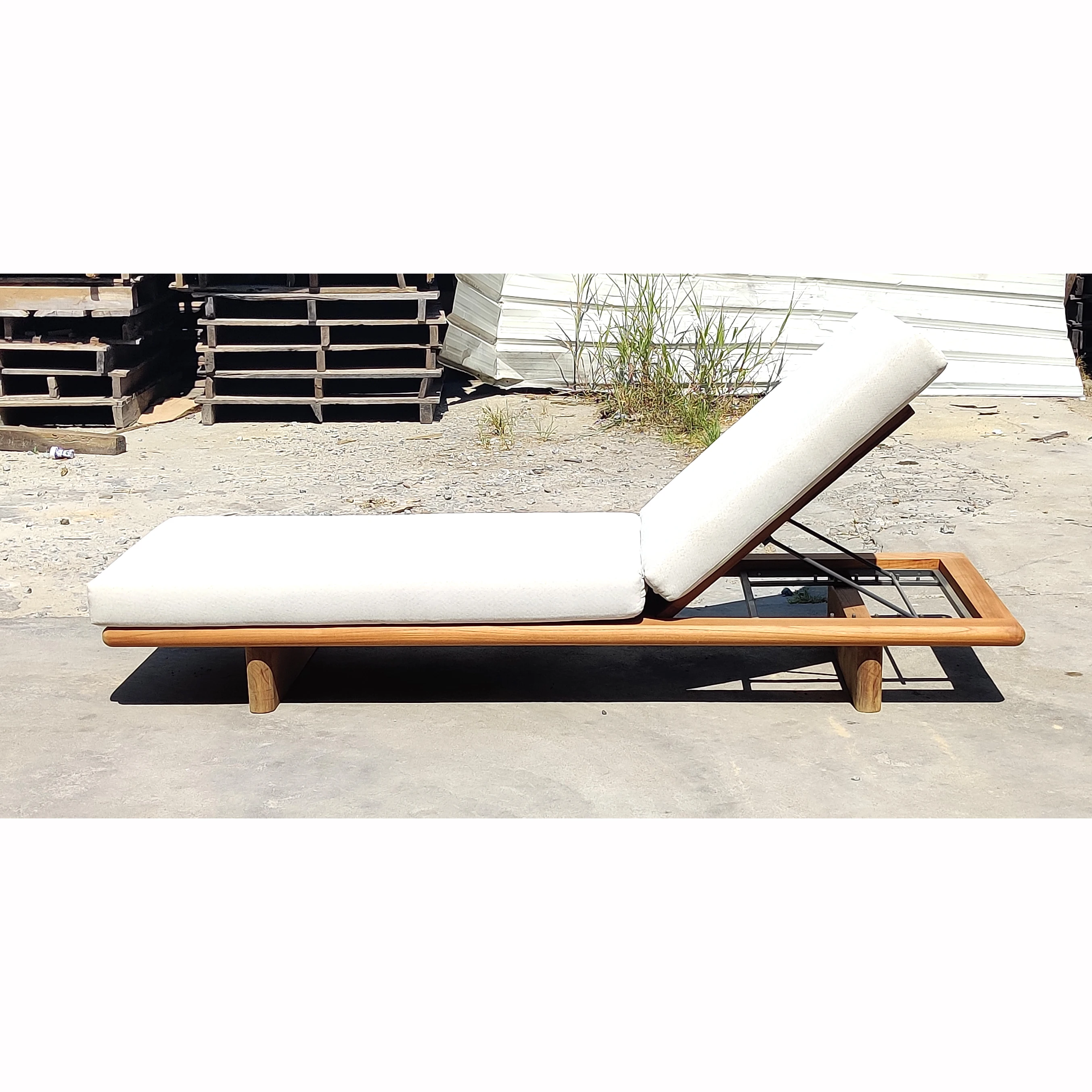 Patio Teak Sun Loungers - Durable Outdoor Furniture