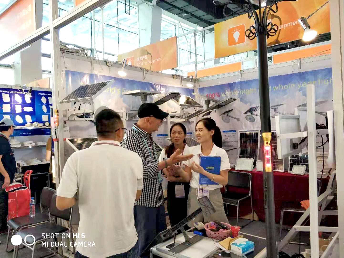 Outdoor Solar Street Light All in One Solar Panel LED Led Road Light ...