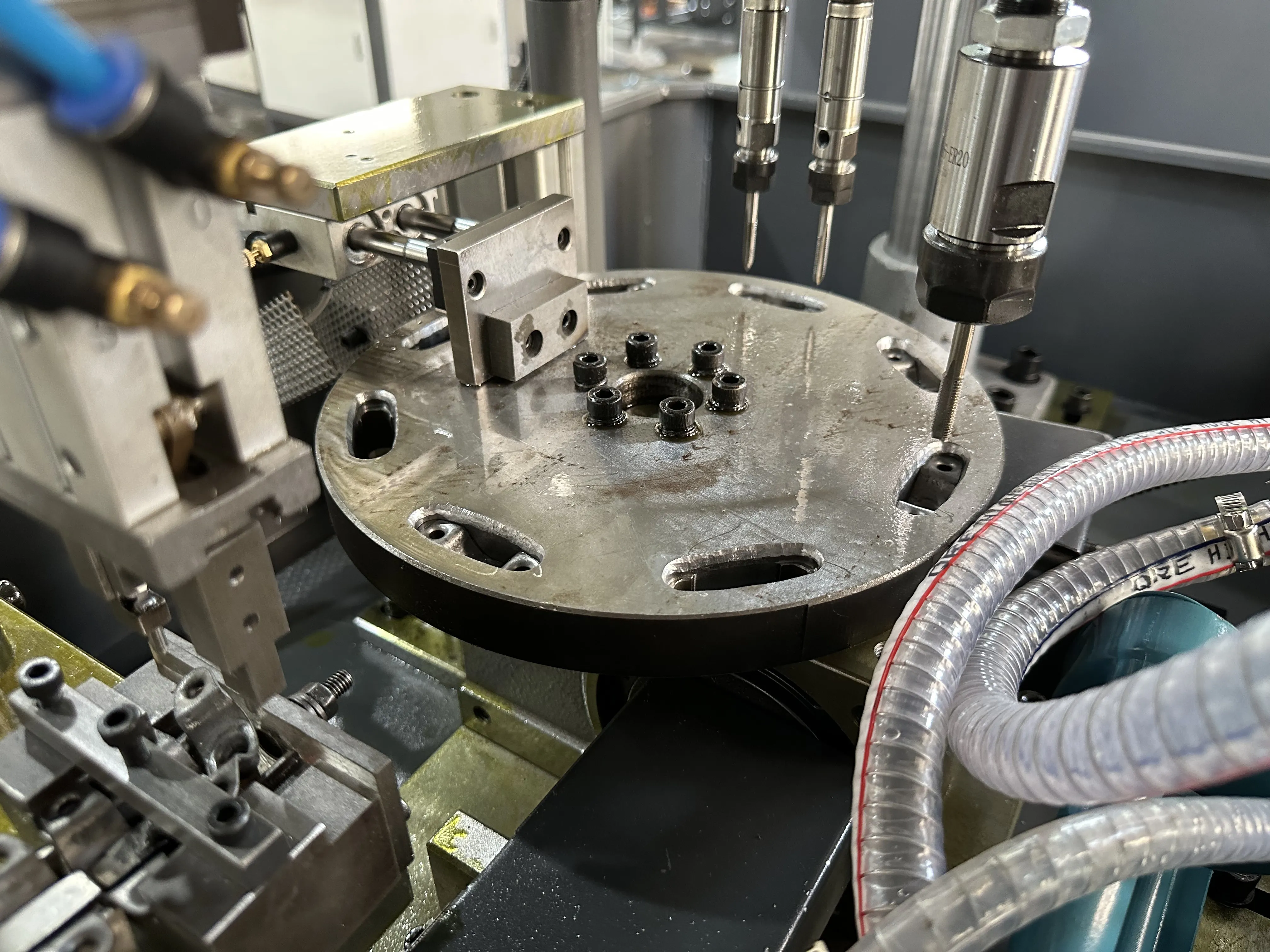 Multi-station Auto Feed Drill Slide Drilling Tapping Machine