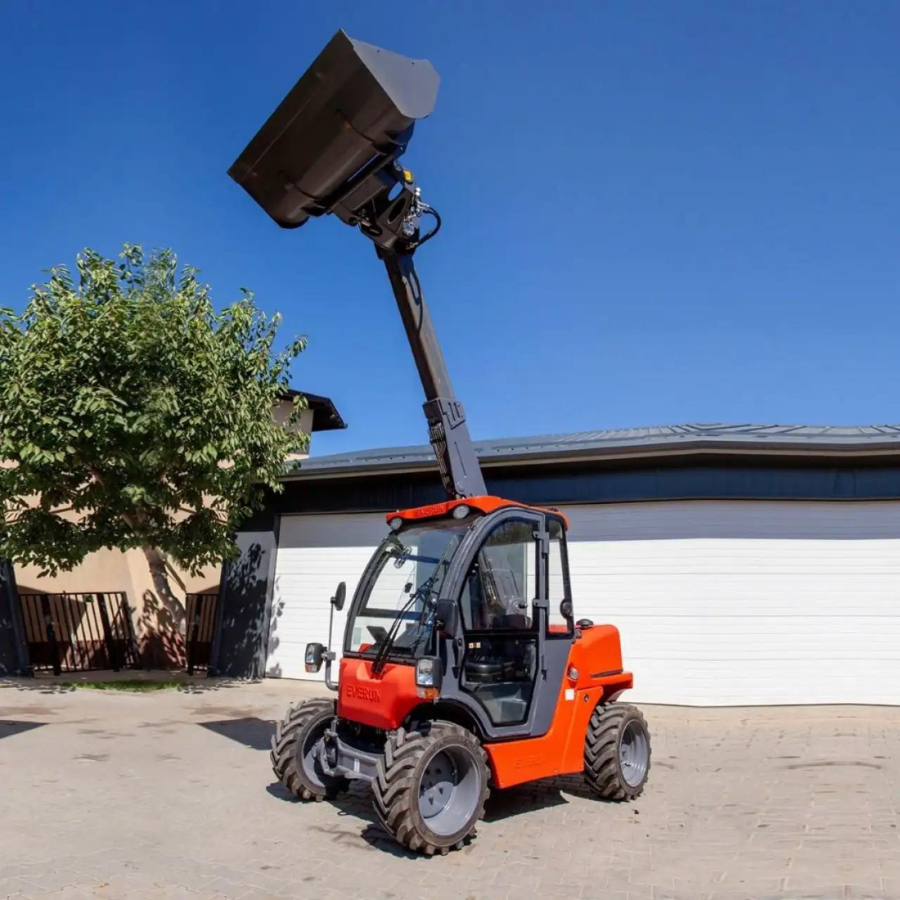 EVERUN ERT1500 - Efficient Mini Telescopic Wheel Loader