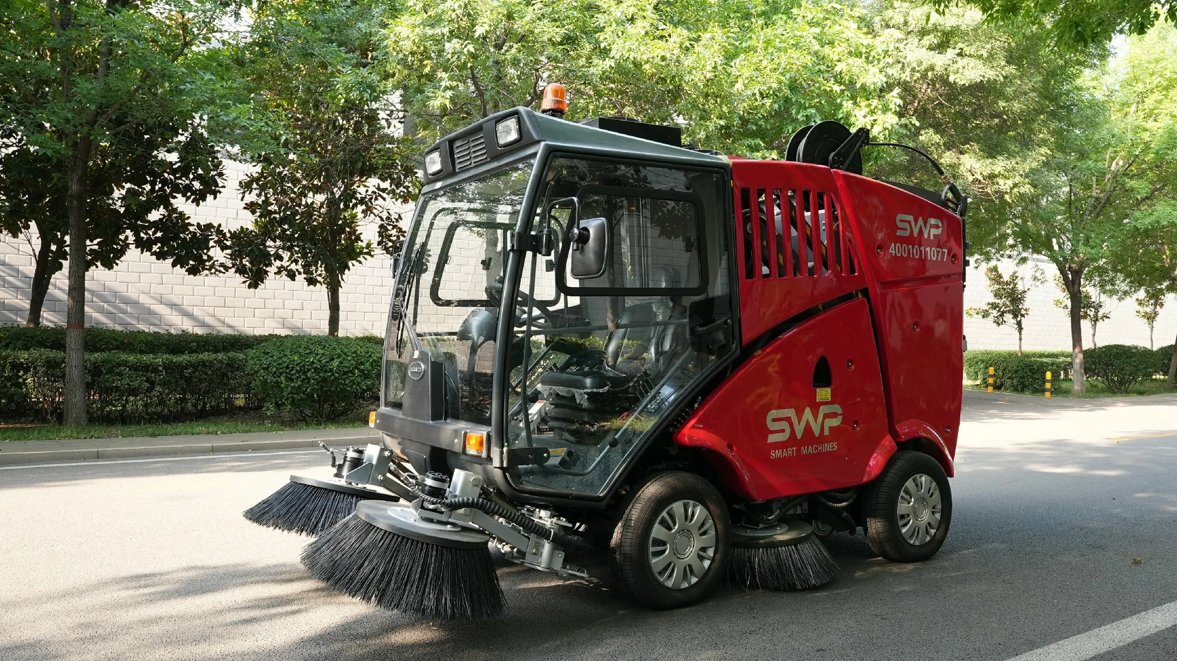 Compact Street Sweeper Outdoor Road Sweeper for Road Cleaning SW-III ...