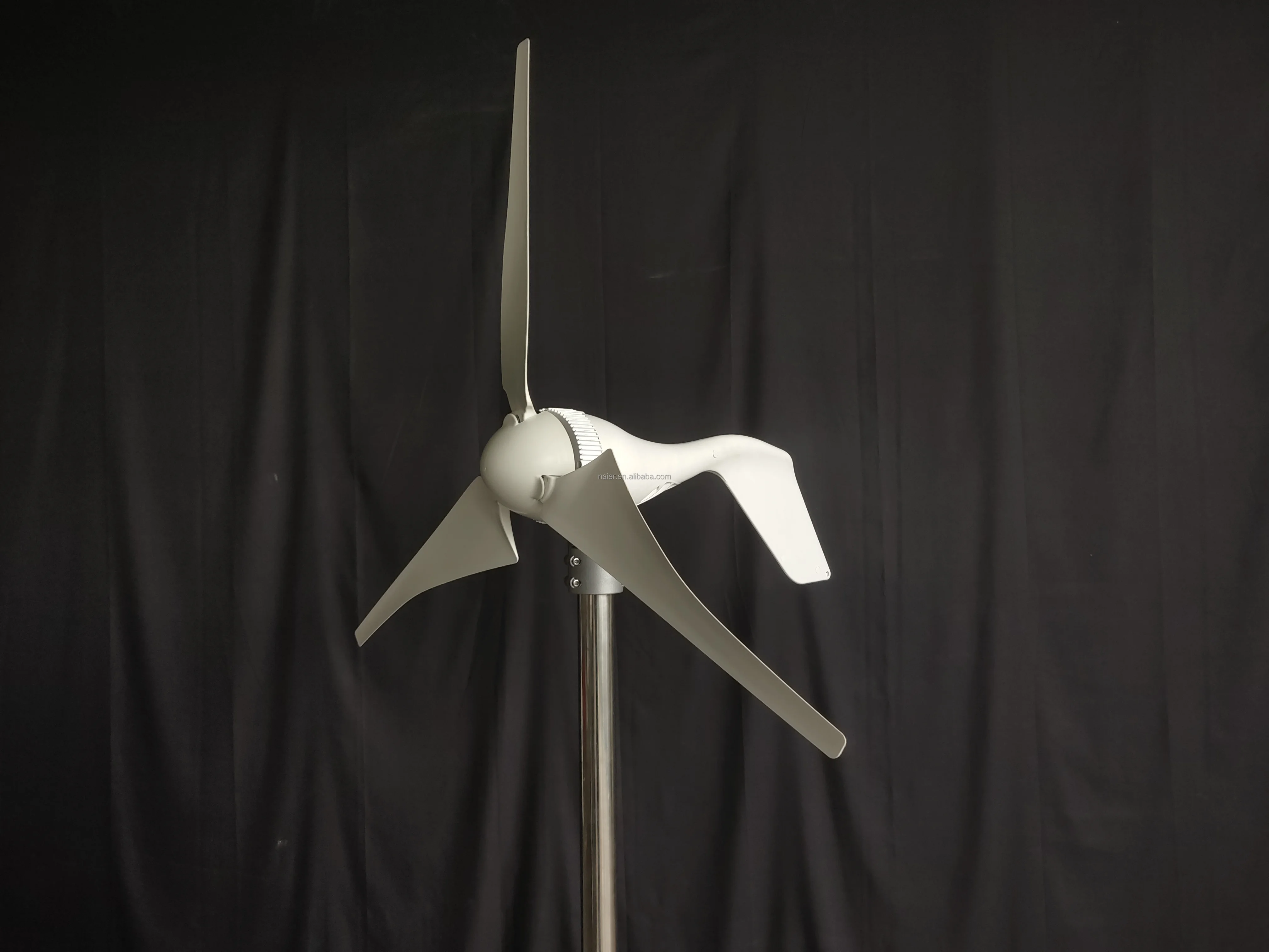 100W Wind Power Generator - Reliable Home Energy Solution