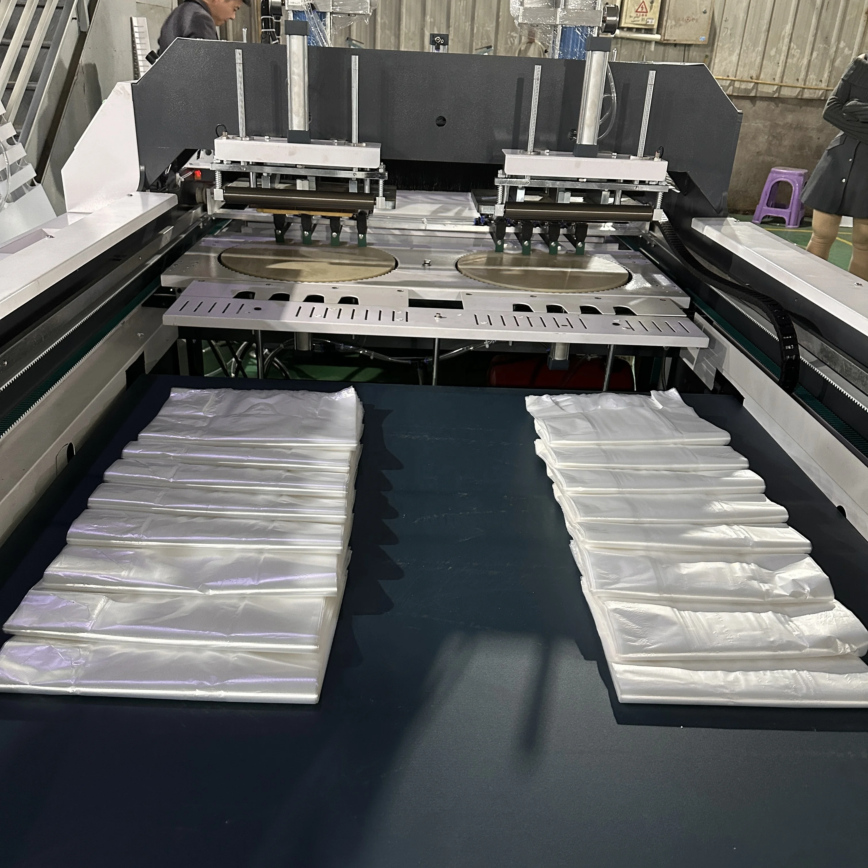 Tshirt Shopping Fully Automatic High Speed Bag Making Machines Double ...