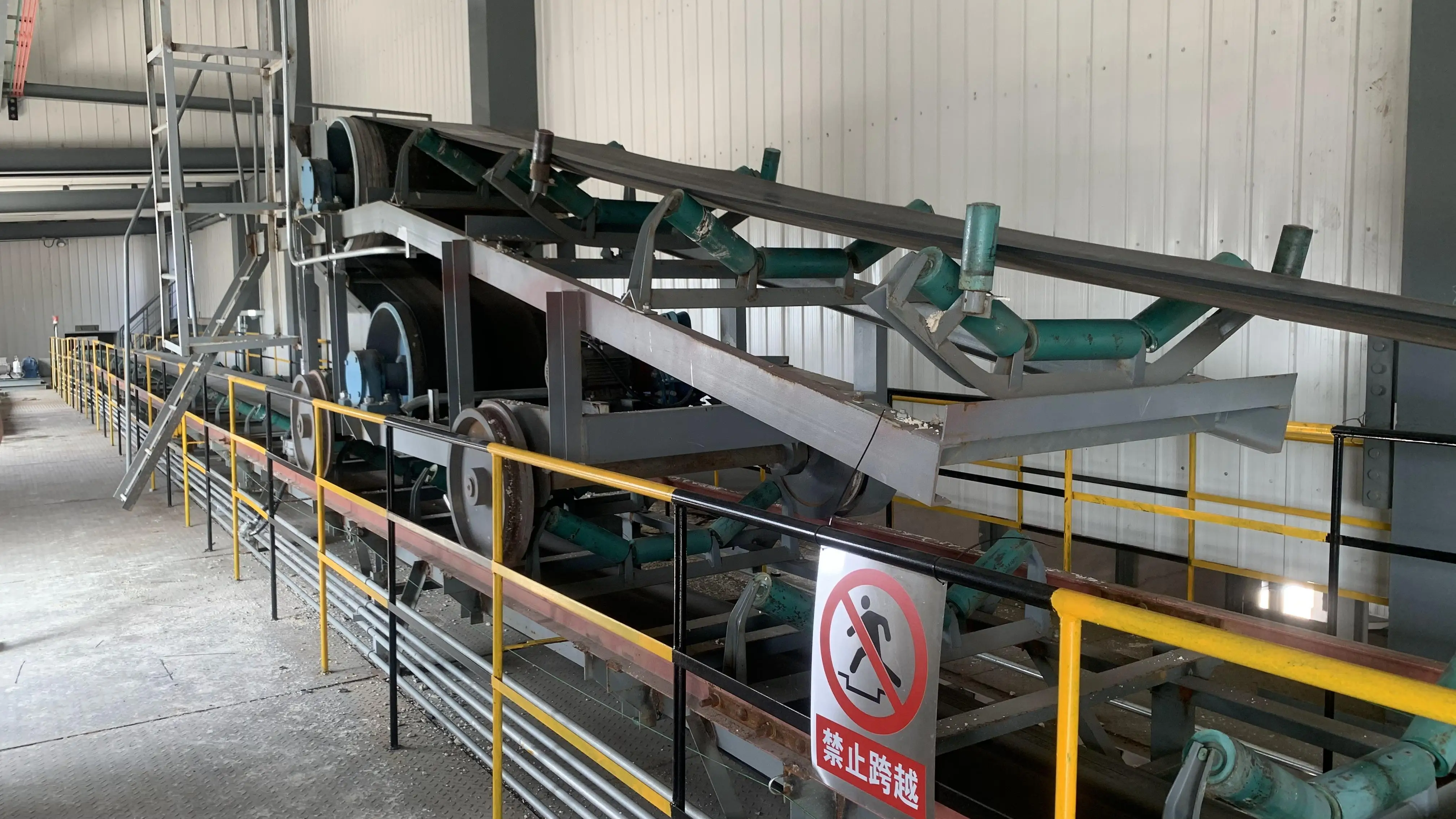 Aggregate Troughed Plastic Coal Belt Conveyor For Slat Pvg - Buy Motor ...