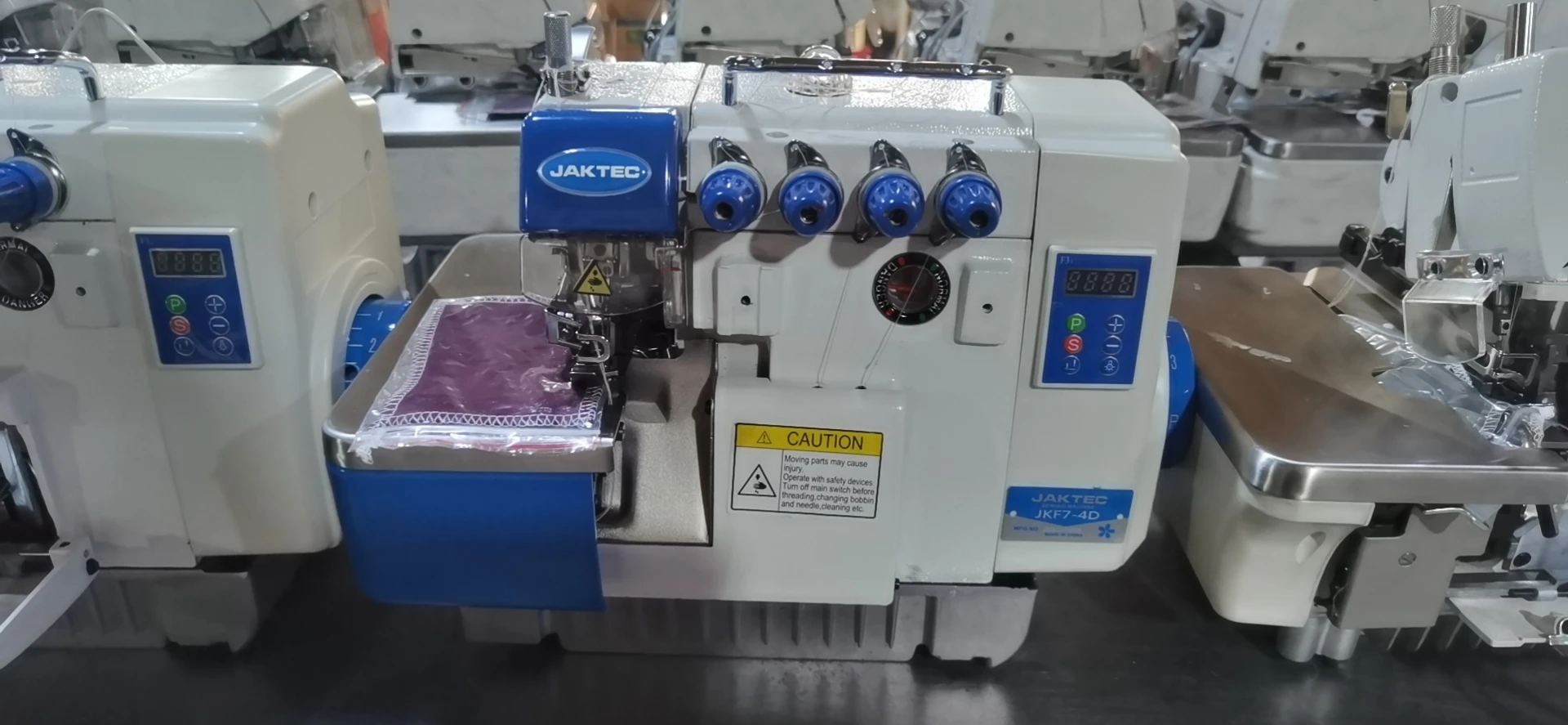 JK-F7-4D Overlock Machine - Efficient Industrial Sewing