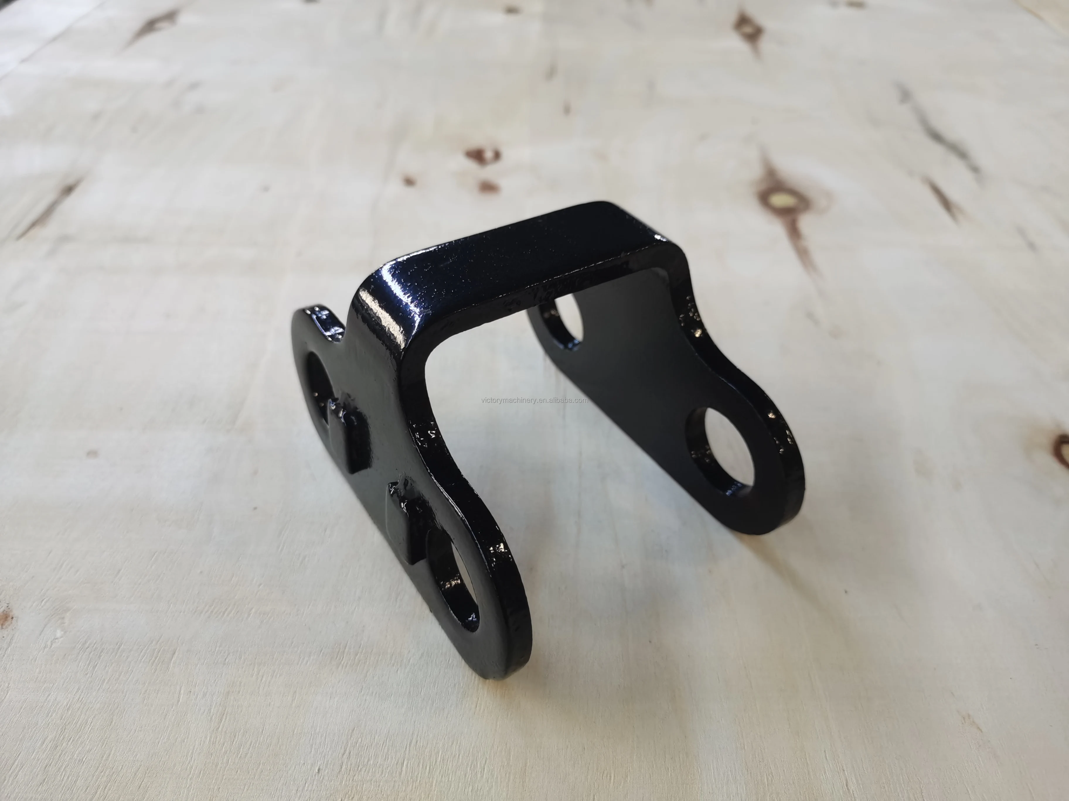 For ISUZU Truck Suspension Spring Hanger Shackle 1511620370 | Durable ...