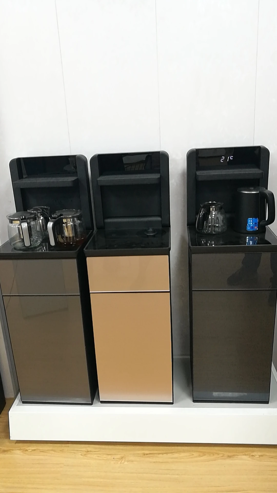 Intelligent Tea Bar Machine - Hot & Cold Water Dispenser