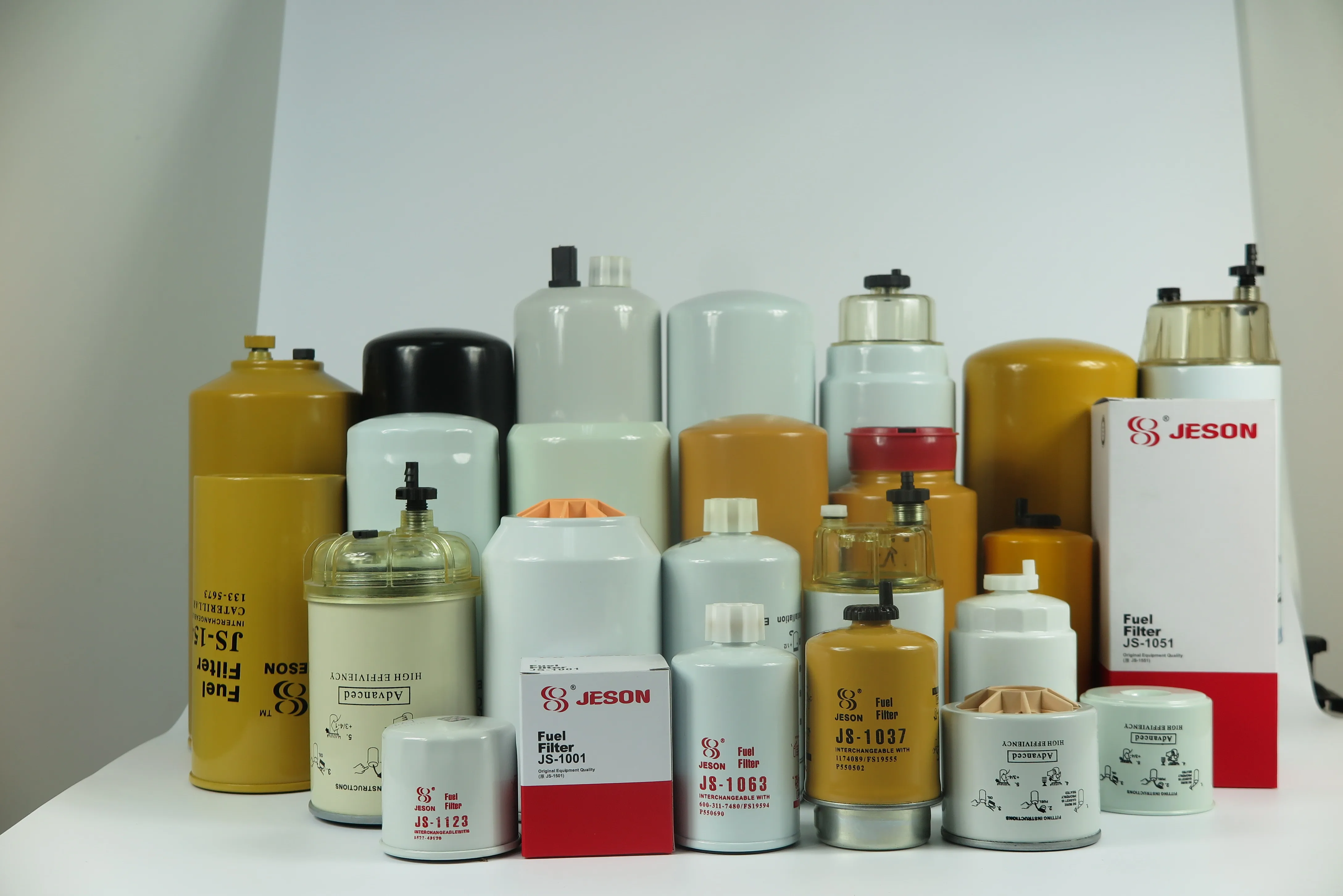 Fuel Filter 11711074 Ff5709 P554620 Bf7888 Fc-6202 1174422 1181245 ...