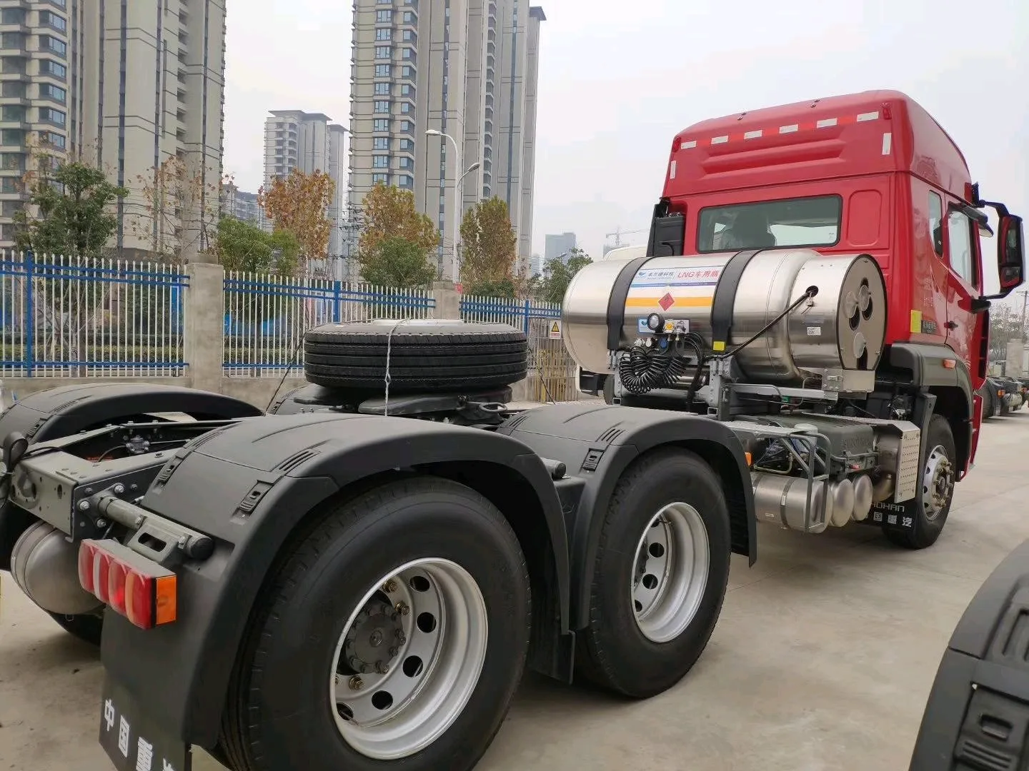 Highest Grade Refurbished CNG LNG Truck 336-460HP Used Tractor Trucks ...