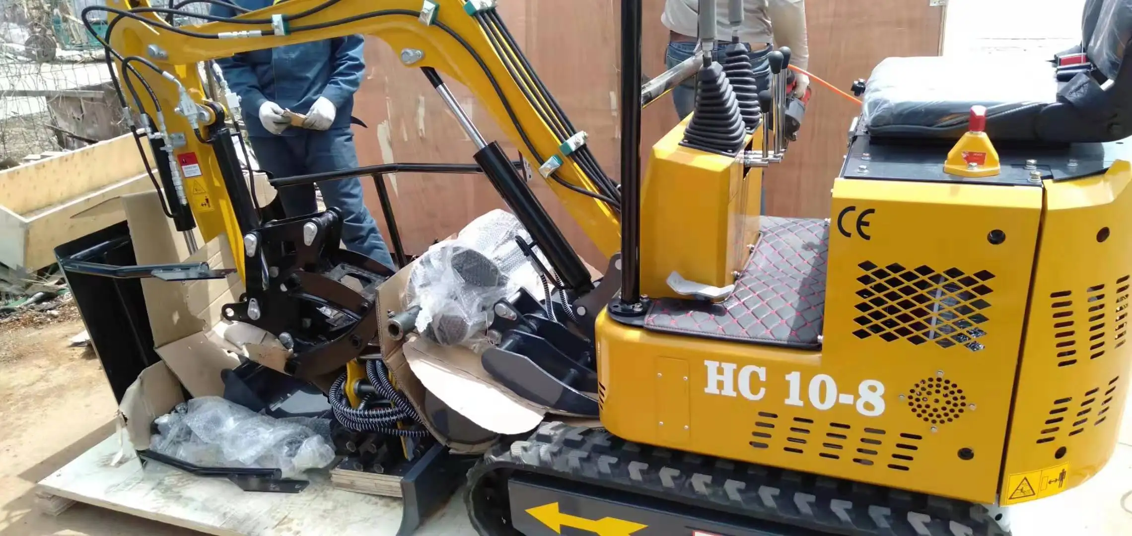 Processing Order Plantation Micro Baggers Digging Trenches Micro ...