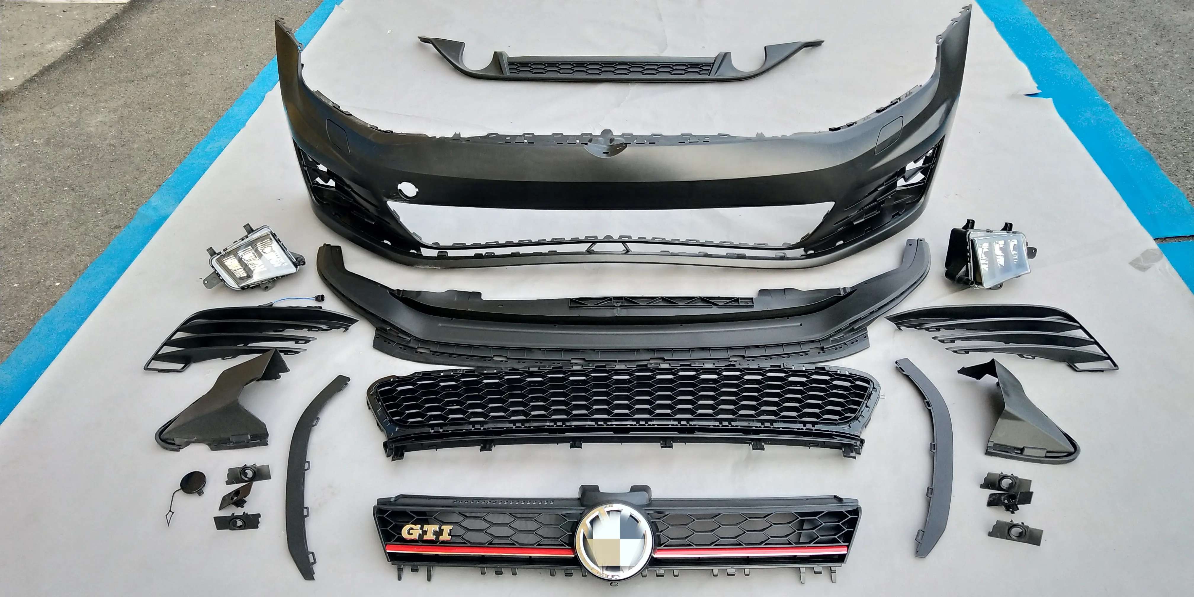 Golf 7 Body Kit - Front Bumper Upgrade for Volkswagen GTI