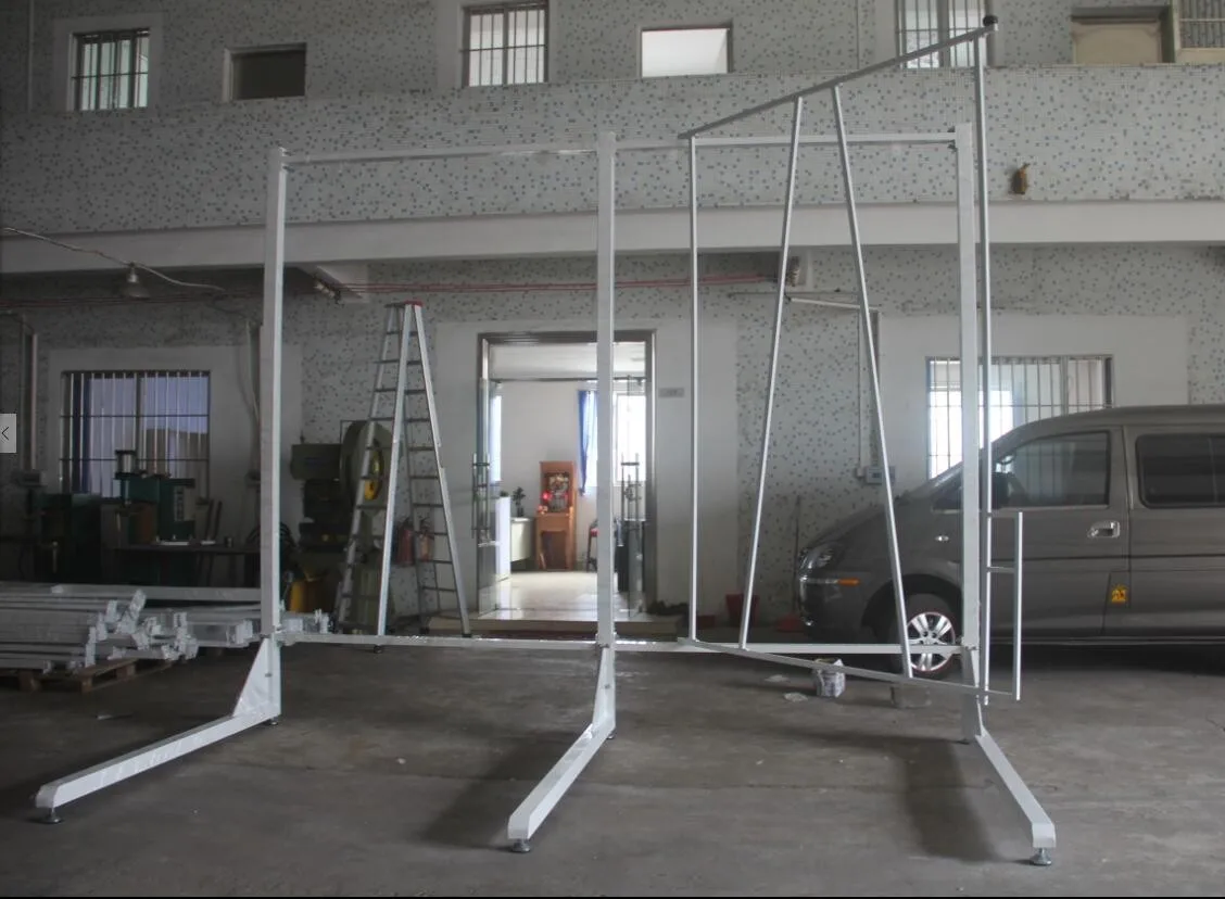 Metal Hanging Carpet Display Rack,Carpet Showroom Rug Display Stand ...