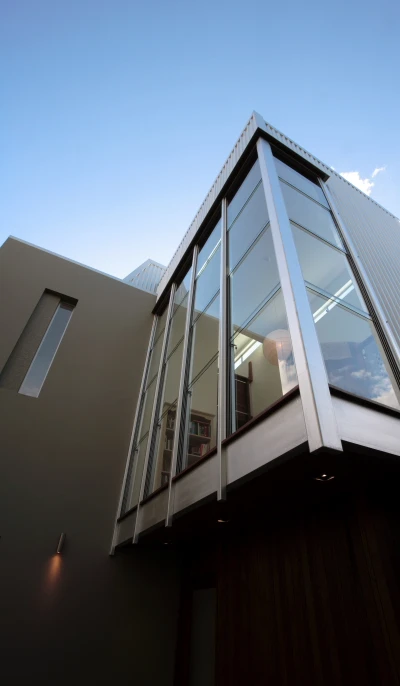 Superhouse Aluminium Glass Corner Residential Window Design