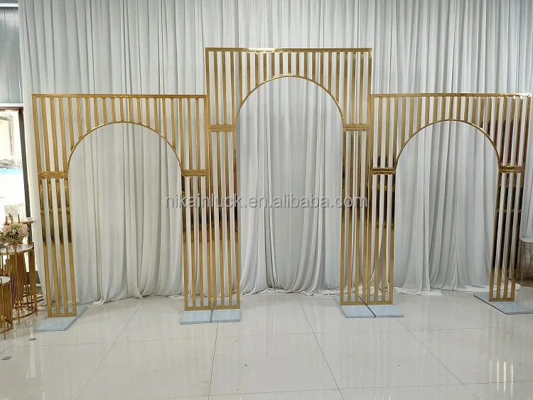 Round Metal Arch Backdrop Stand - Elegant Wedding Decor