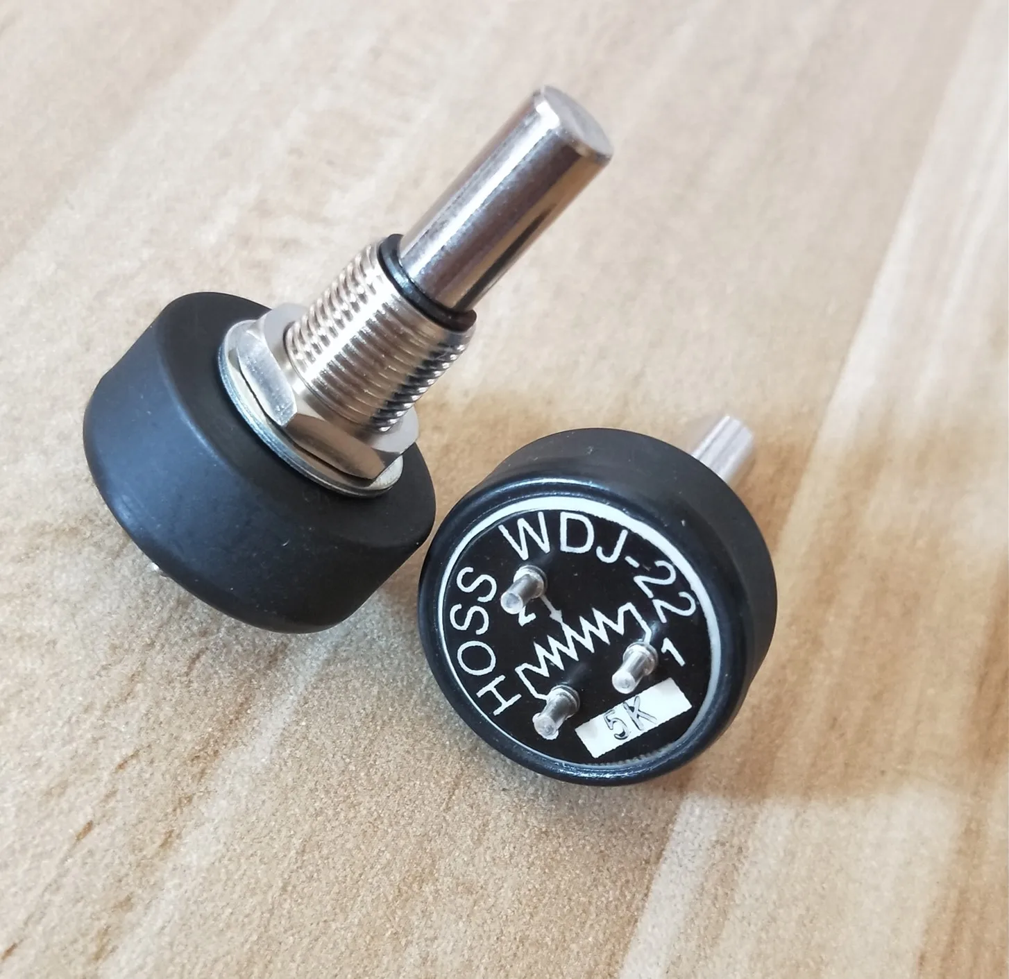 Long Life Precision Rotary 360 Degree Endless Potentiometer 0.5w Wdj22 ...