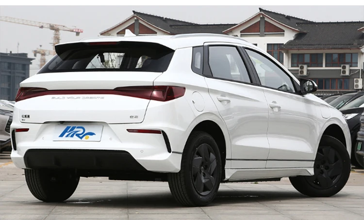 New Byd E2 2023 2024 Luxury Edition 405 Km 5-seater Fwd 4-wheel ...