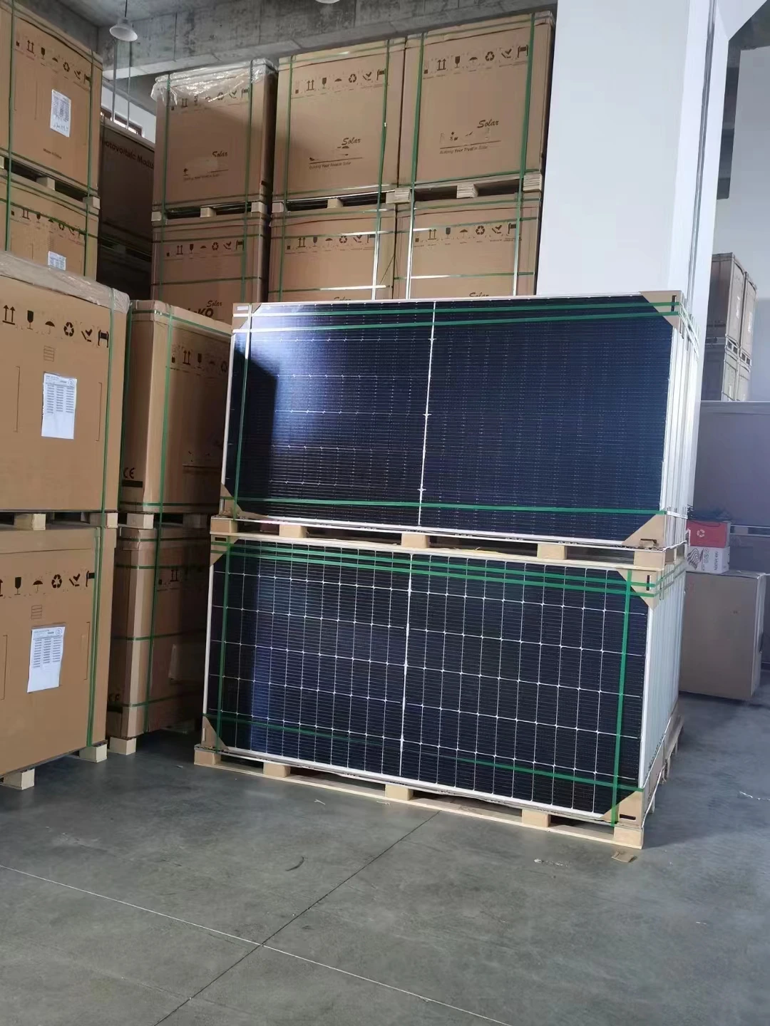 Double-sided Half Cell Solar Panel 520w-550w High Efficiency ...