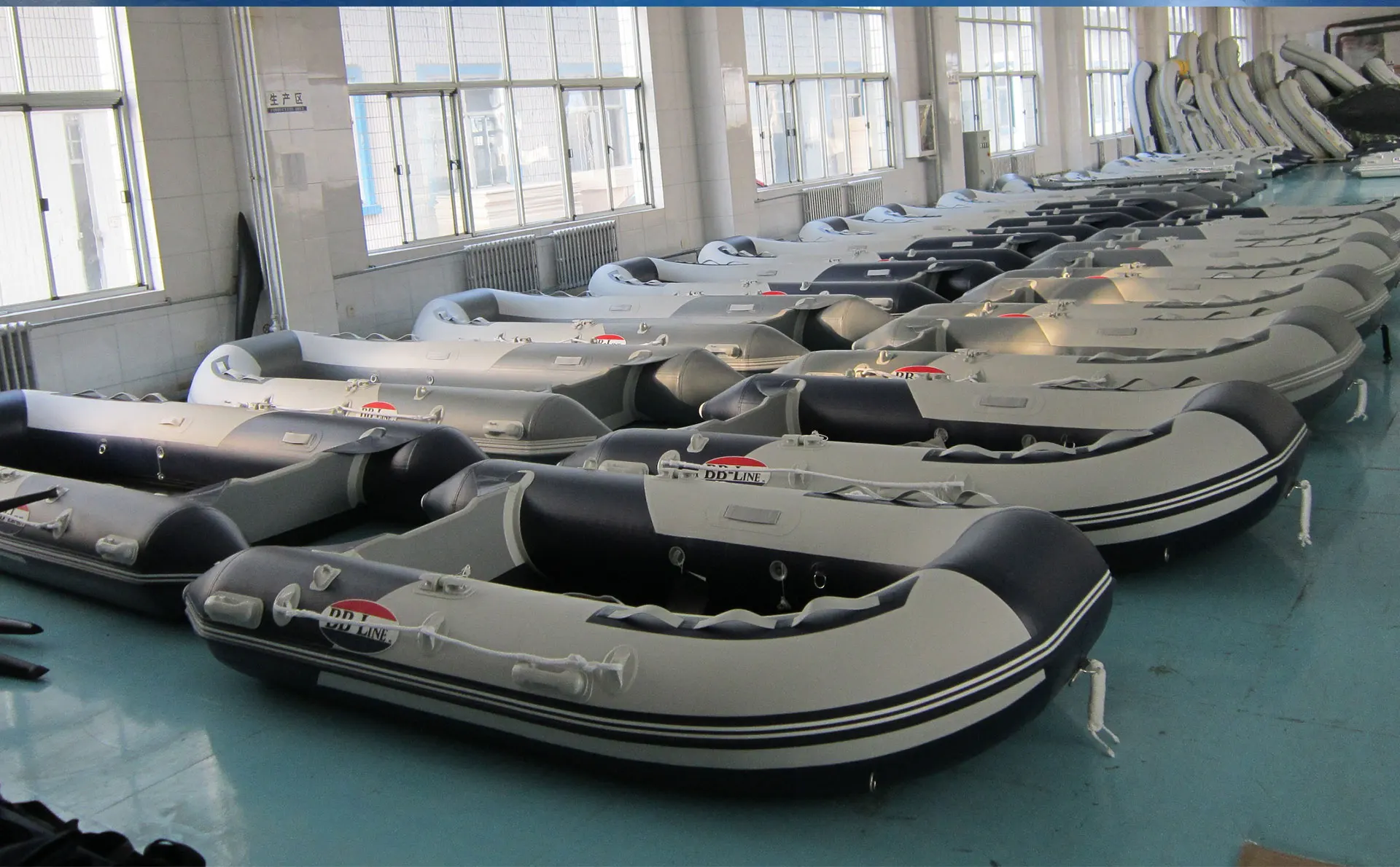 Luxury Inflatable RIB Fishing Boat Yacht Rigid Hull Fiberglass ...