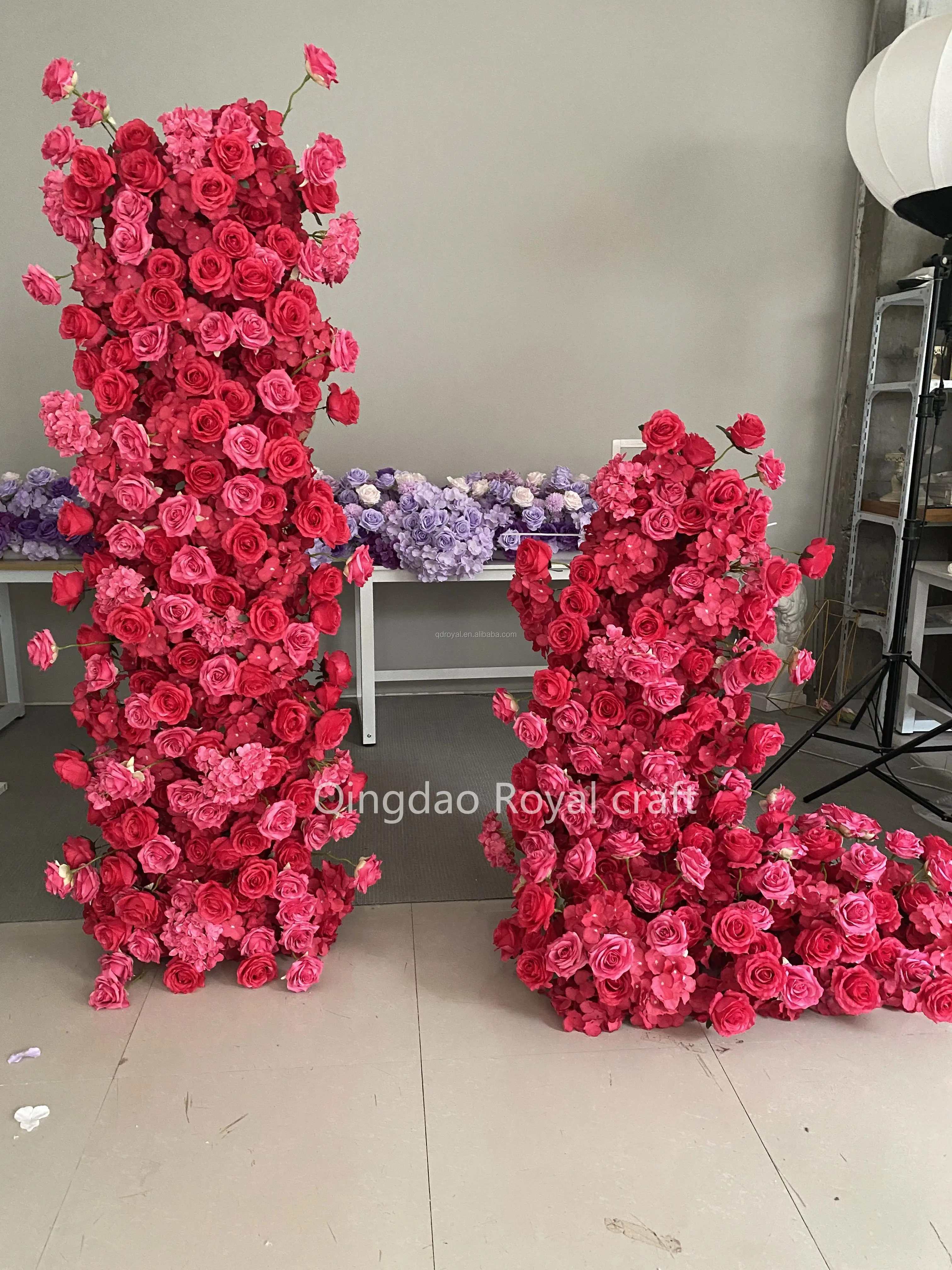 Customized Artificial Heart Flower Arch in Red & White for Romantic ...