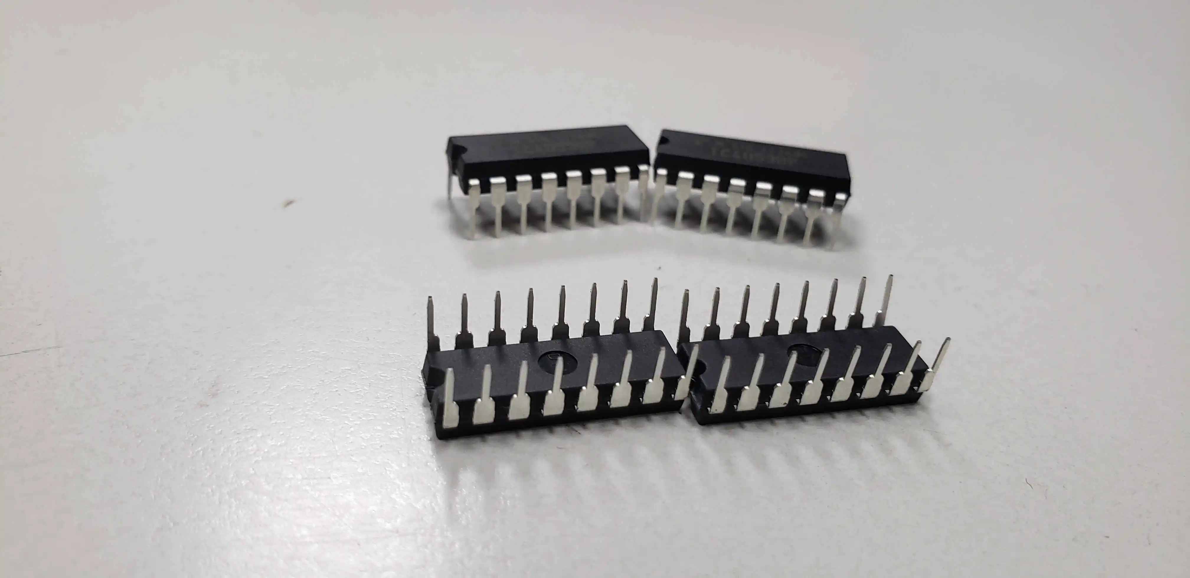 Tc4053bp 2-channel Multiplexer/demultiplexer Cmos Ic Dip-16 20v - Buy ...