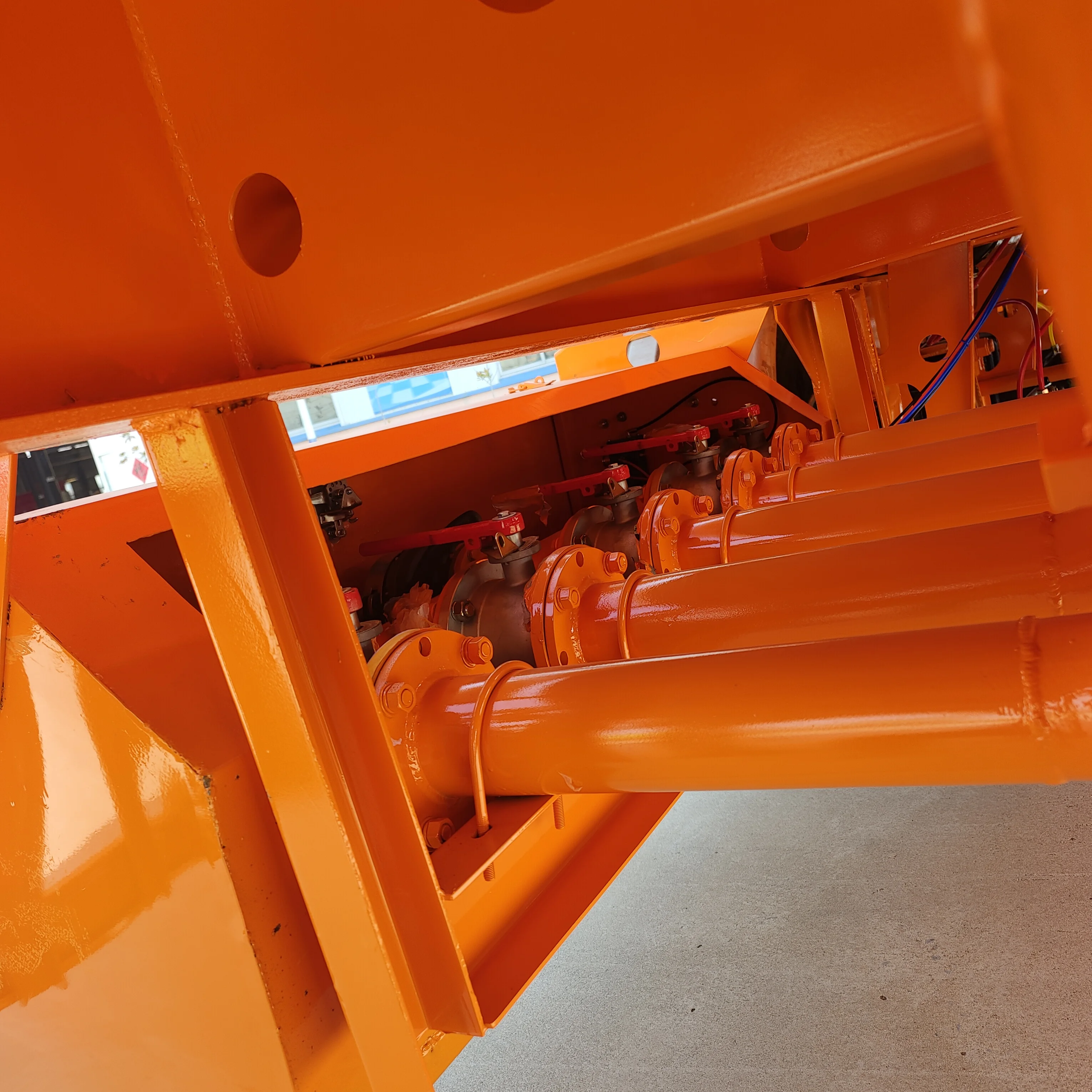 High Quality 3-axis 42000l Diesel & Gasoline Tank Truck Trailers ...