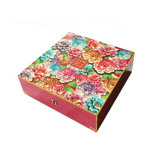 Elegant Piano Red Lacquer Finish Mooncake Box for Singapore