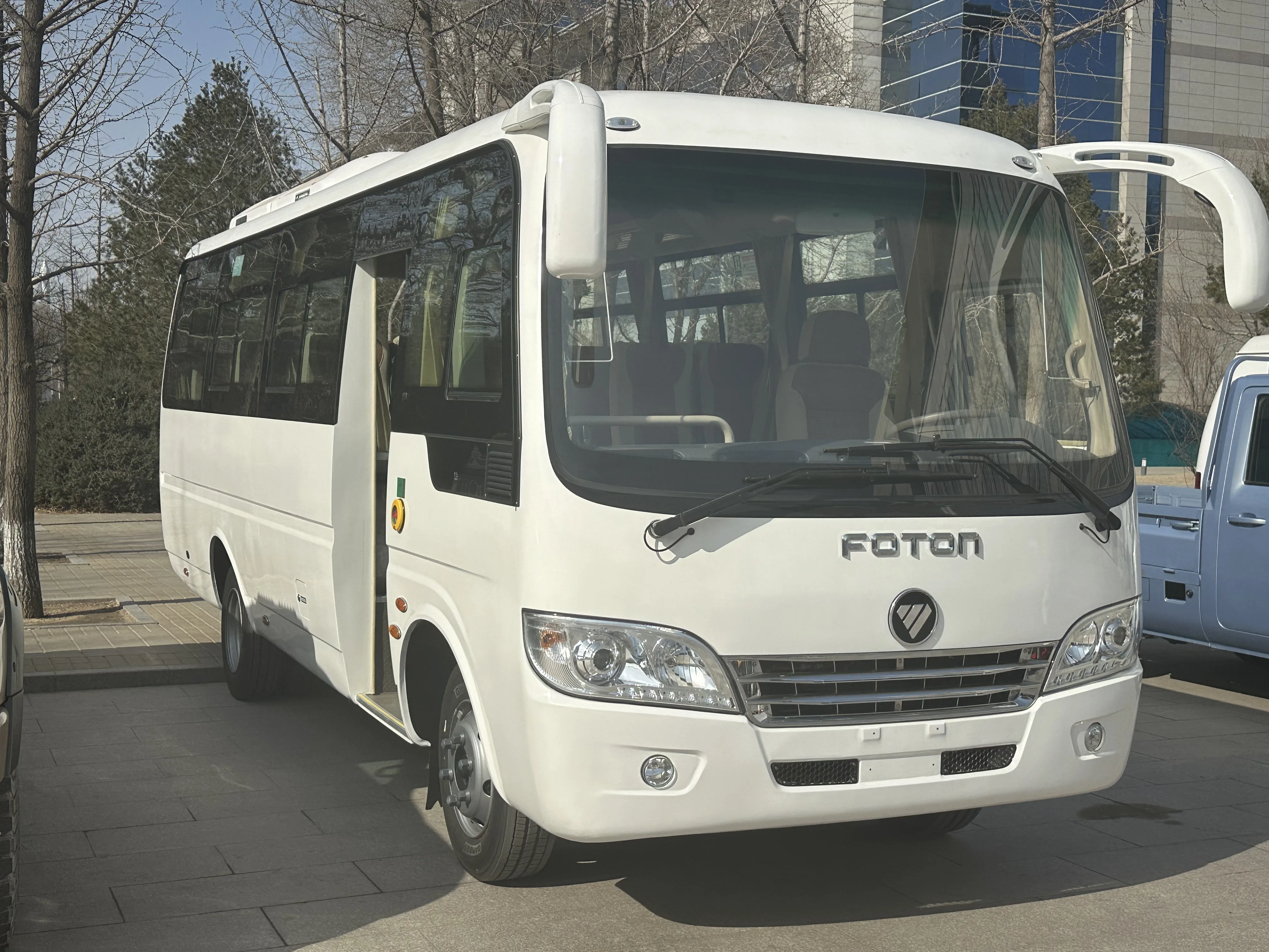Cheap Foton H7 BJ6730 28-Seats 4X2 Diesel Manual Long-Distance Tourist ...