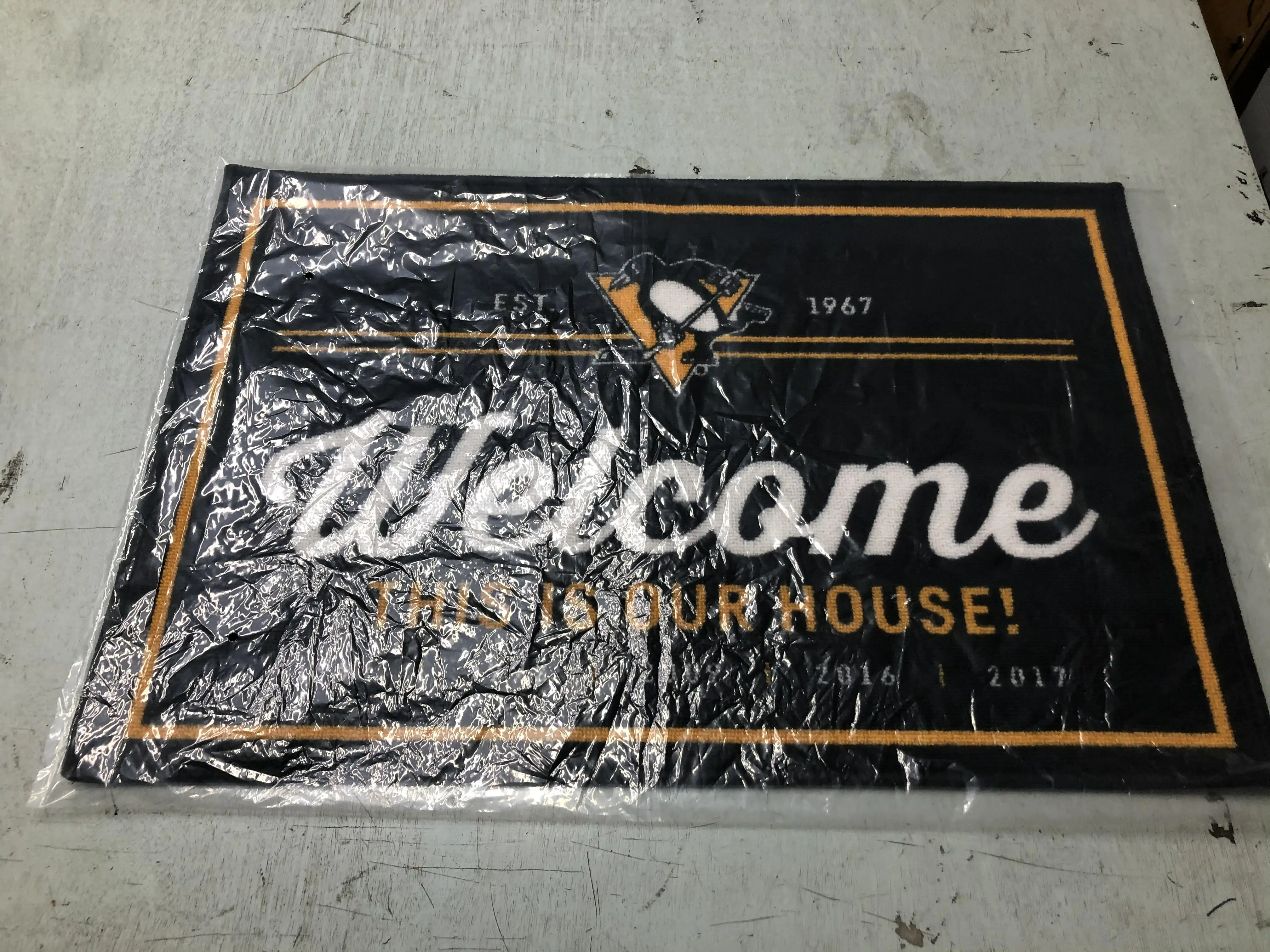 Hand Tufted Logo Custom Rug Cool Mat Hand-made Thick Pile Indoors - Buy ...