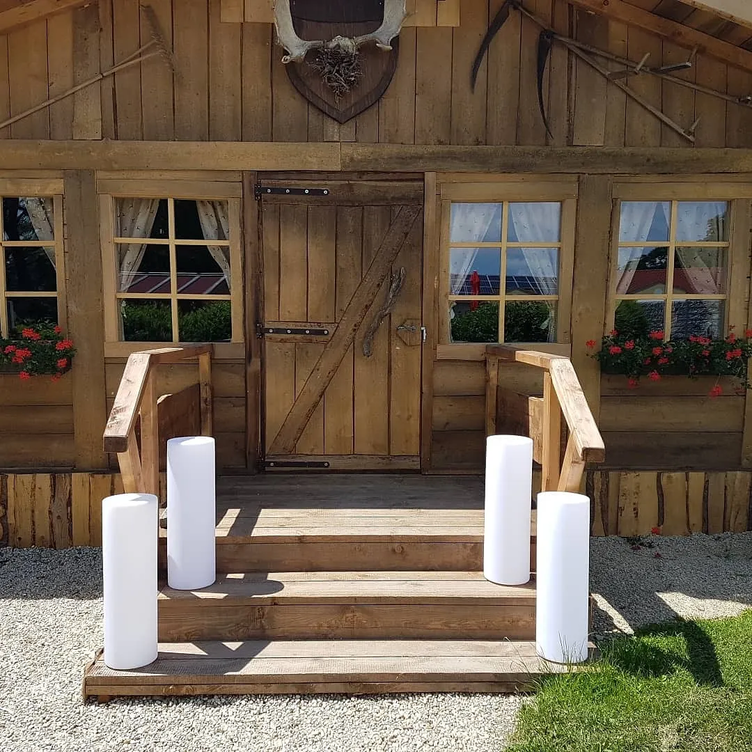 Wireless Outdoor Illuminated Cylinder Lighting Pillar Columns