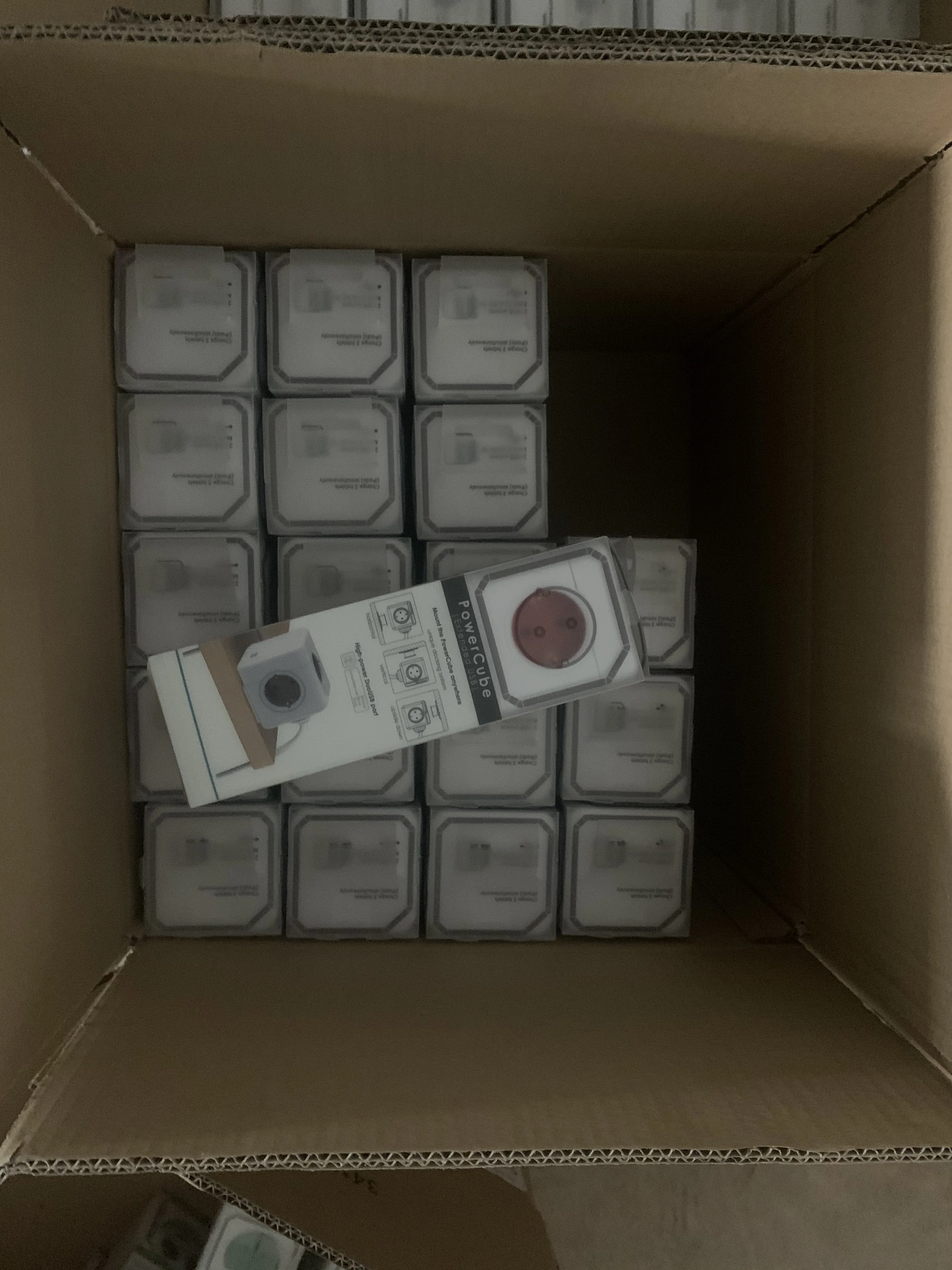 2023 New Style European Type Socket With Plug Portable Power Cube Type ...