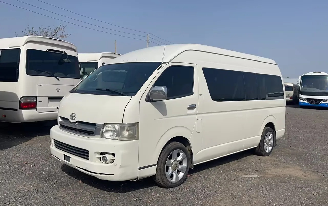 Used Mini Bus 2020 HIACE 15 Seats - White Color Hiace Van