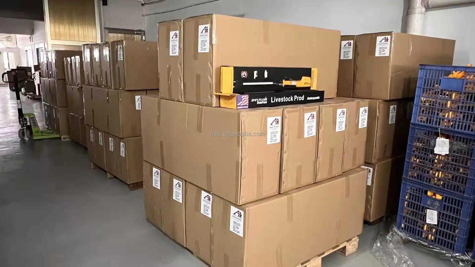 Efficient Animal Husbandry with Pig Cow Cattle Drive Stick