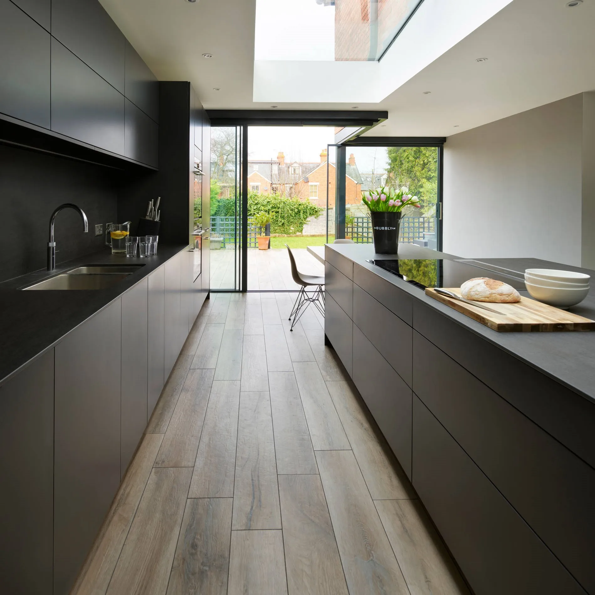 Custom Luxury Matte Black Handleless Modern Kitchen Cabinets
