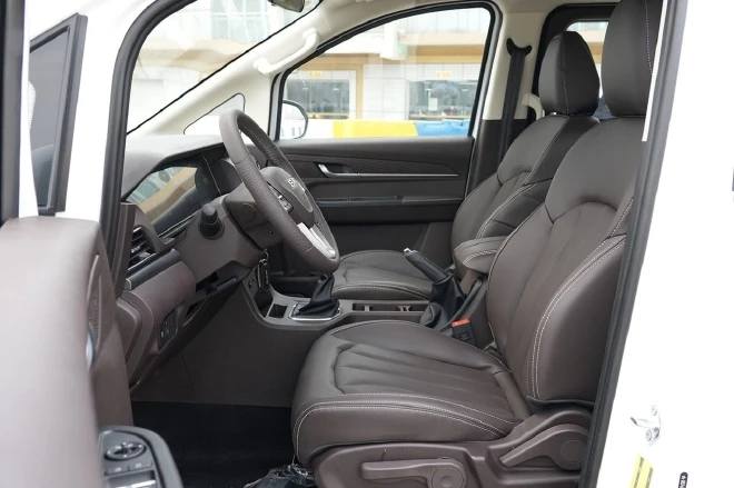 BAW Ace M7 New Energy Standard Axis EV MPV for Family Travel