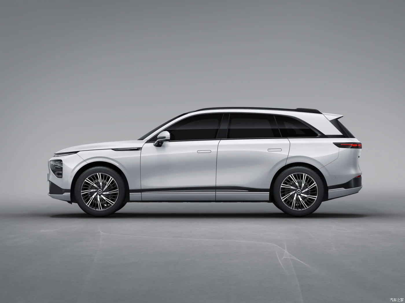 Xpeng G9 Electric Car - High Speed, 570km Range SUV