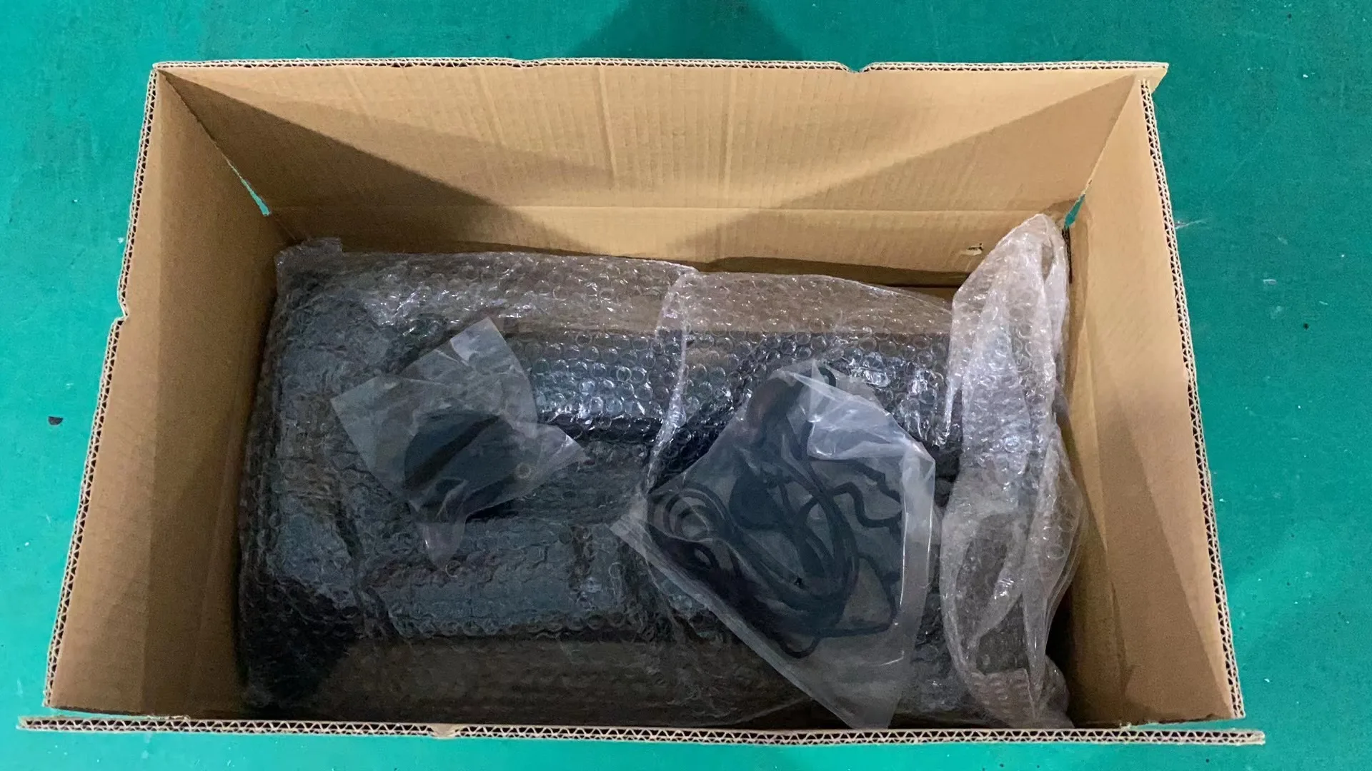 92062396 Valve Cover Aluminum For Chevrolet Epica Opel Astra Zafira ...