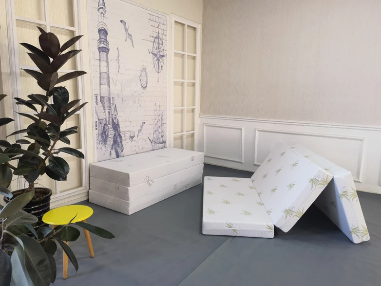 Factory Customize Nap Sleep Foldaway Foam Mattress Folding Tri-fold ...