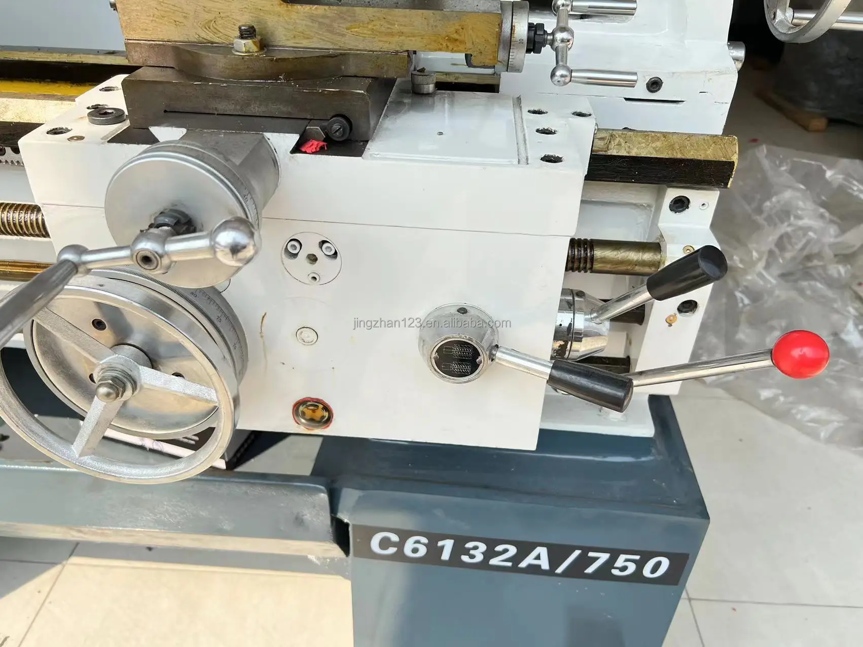 C6132a-750 Hot Selling Universal Horizontal Heavy Duty Manual Lathe ...