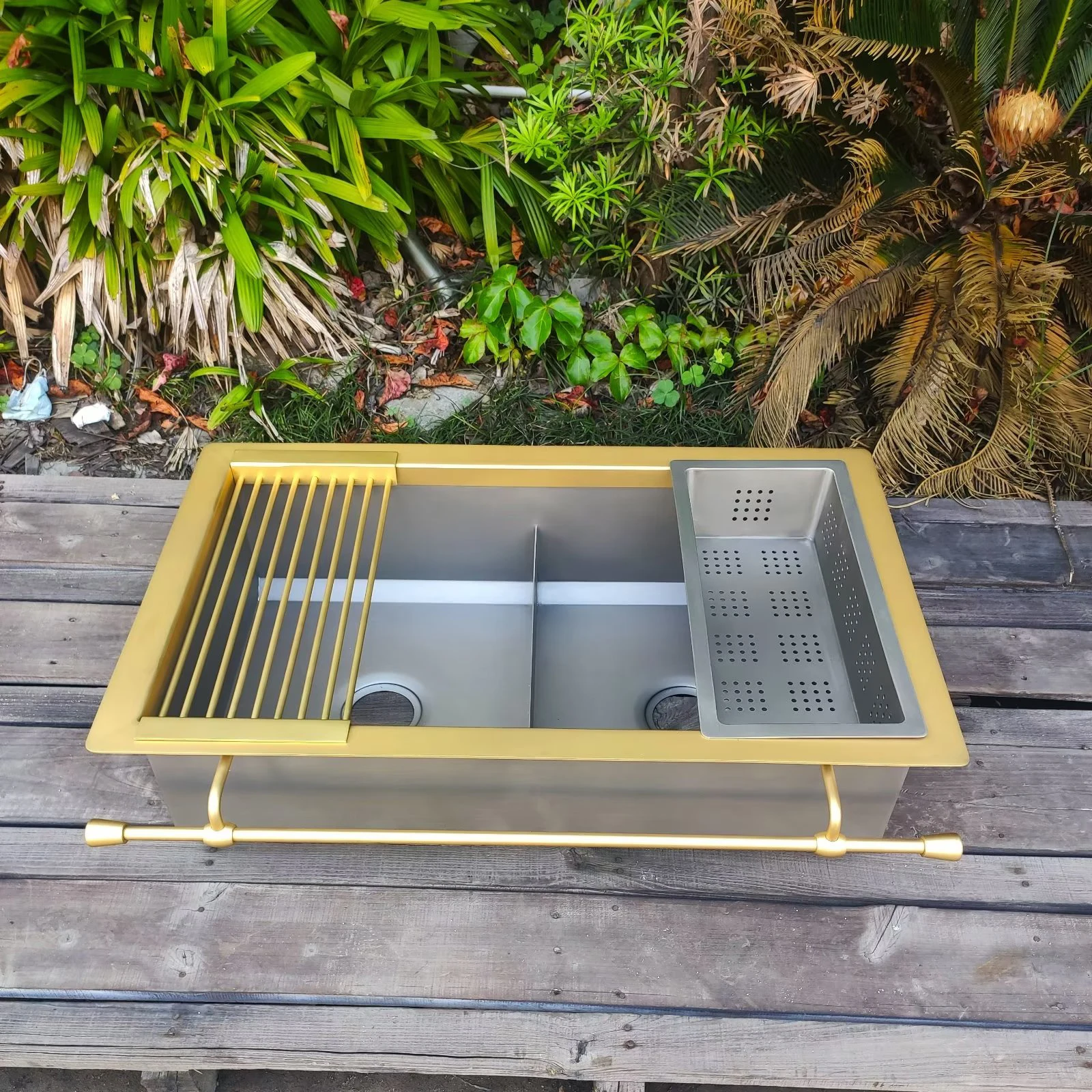 Gullo Kitchen Sink - Handmade Stainless Steel Farmhouse