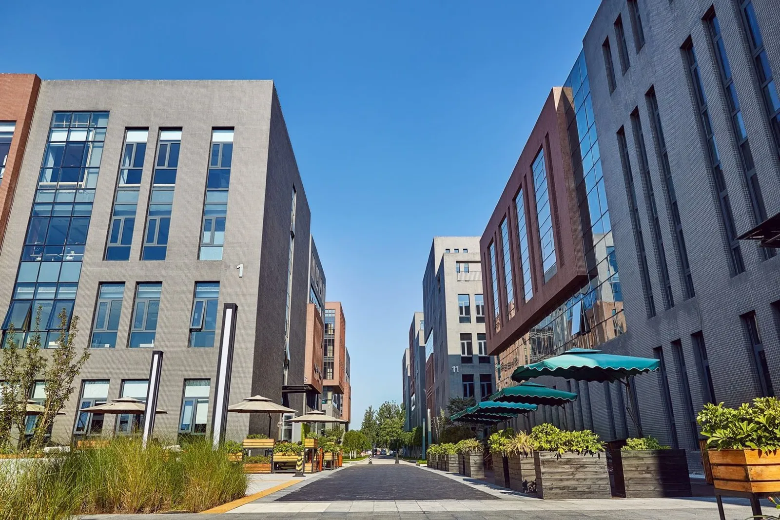 1000ml High Extra Super Flint Ariane Vodka Rum Tequila Gin Rum Glass Bottle