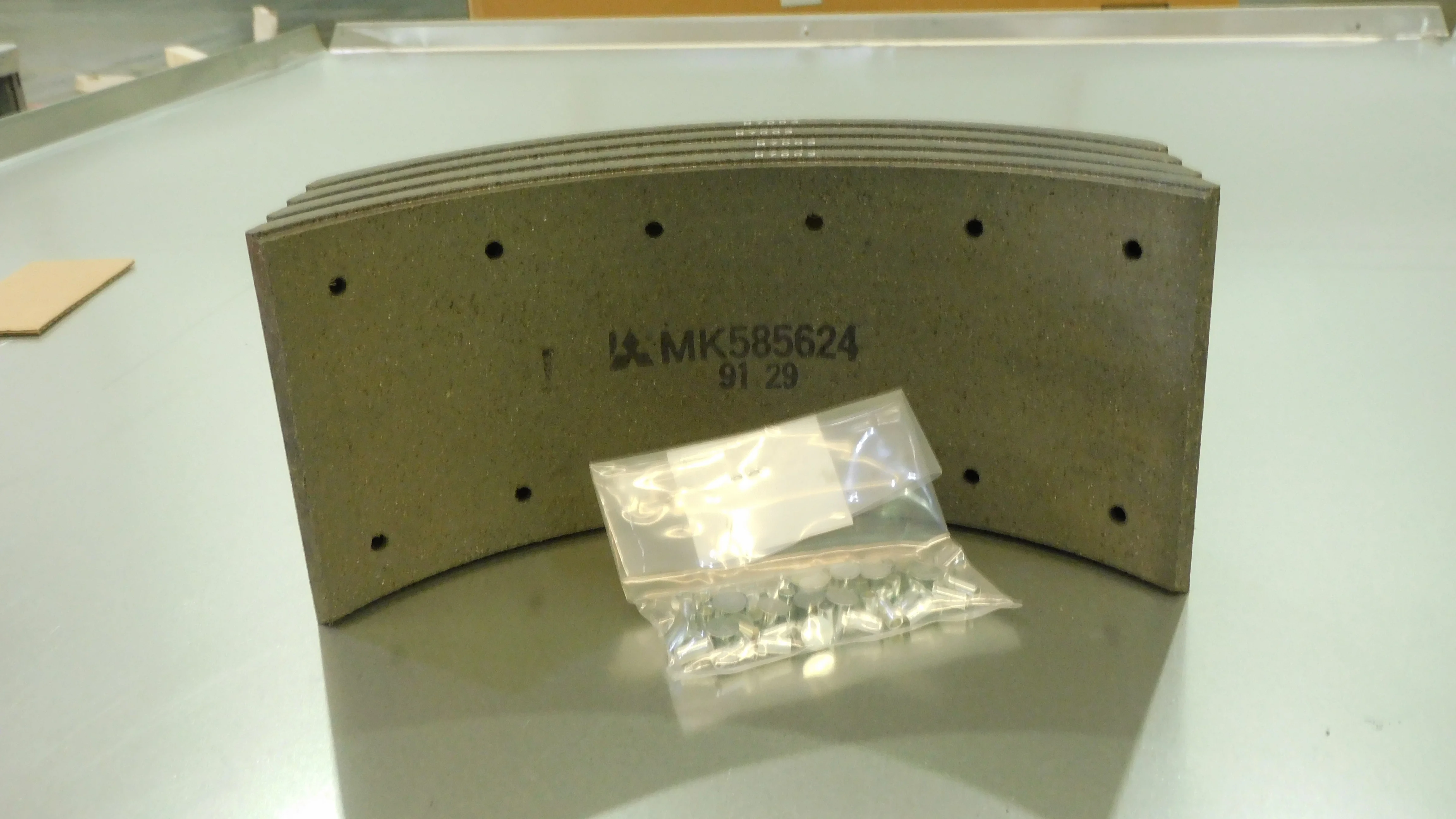 MK585622 Lining Kit for Mit 4M50 - Genuine MITSUBISHI-FUSO