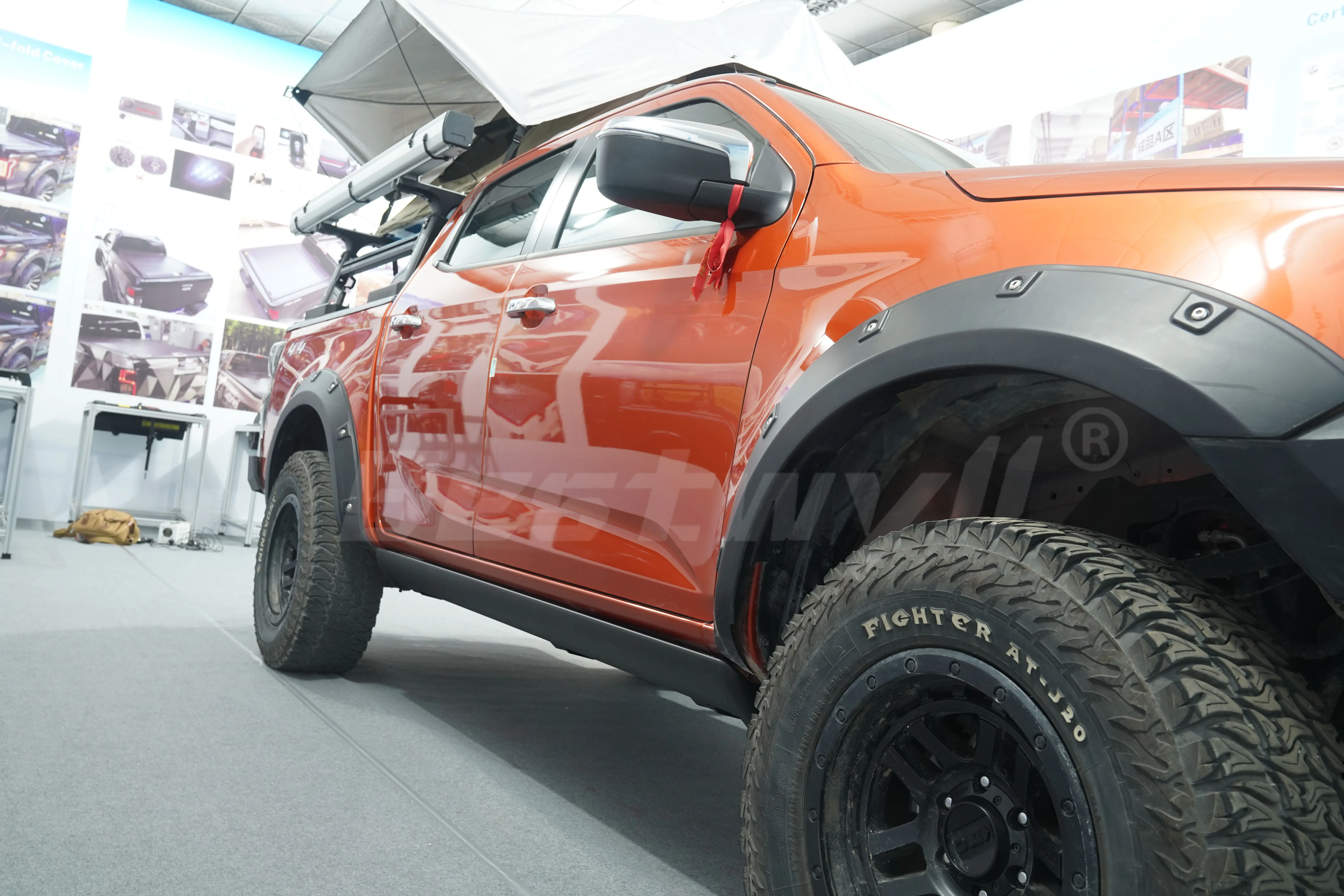 BESTWYLL 4X4 Running Board for Isuzu Dmax - Electric & Durable