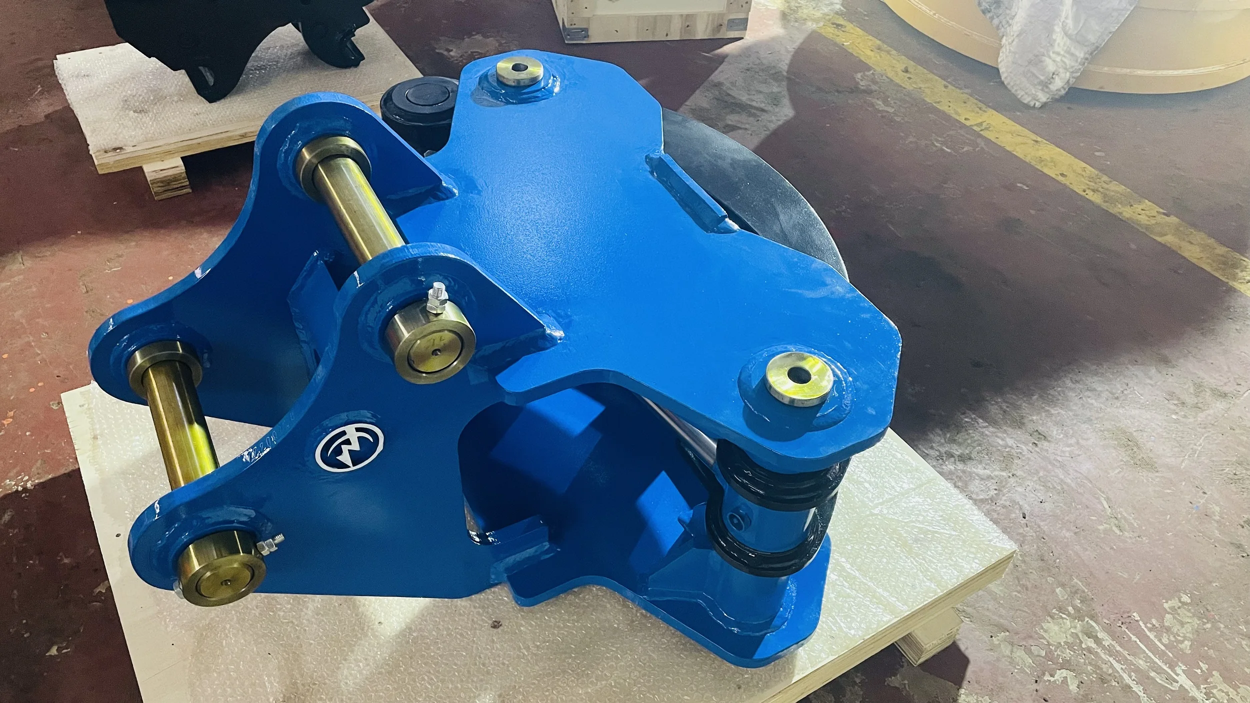 Hydraulic Tree Shear - Efficient Wood Cutter for Excavators