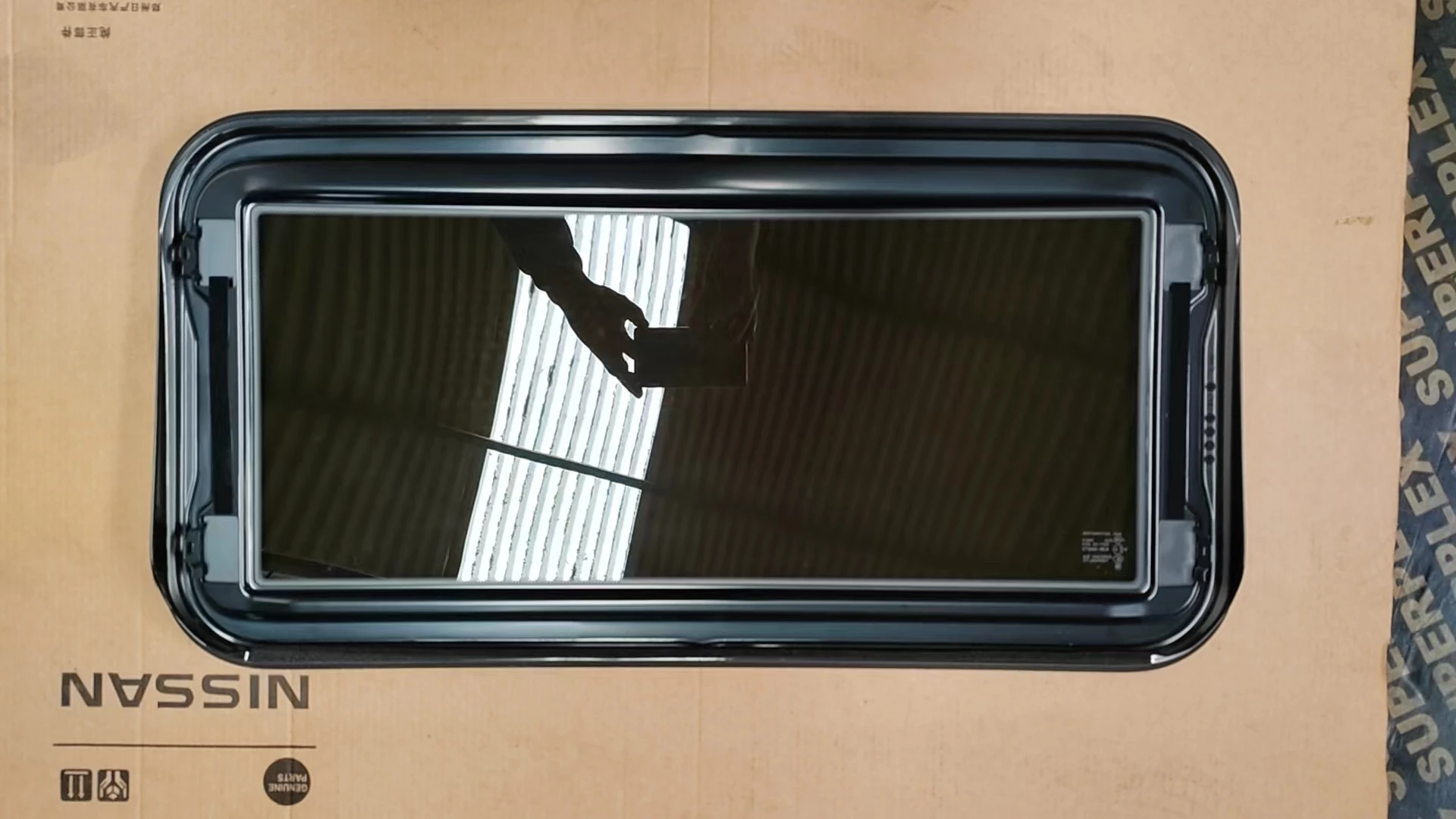 Auto Parts Sunroof Glass Assembly 91210-5za0a 912105za0a For Patrol Y62 ...