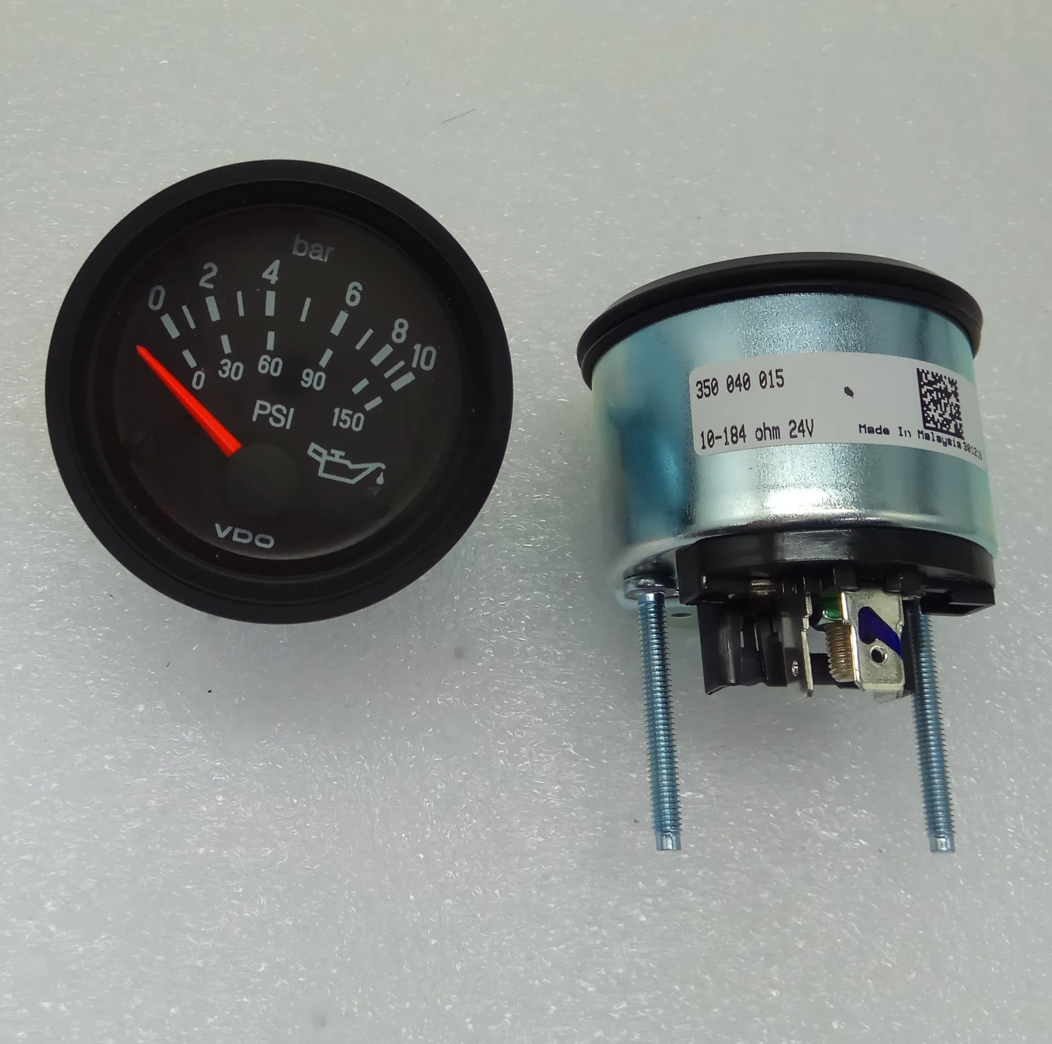 Genuine VDO 52mm 0-150PSI Vehicle Oil Pressure Gauge OEM | Wholesale