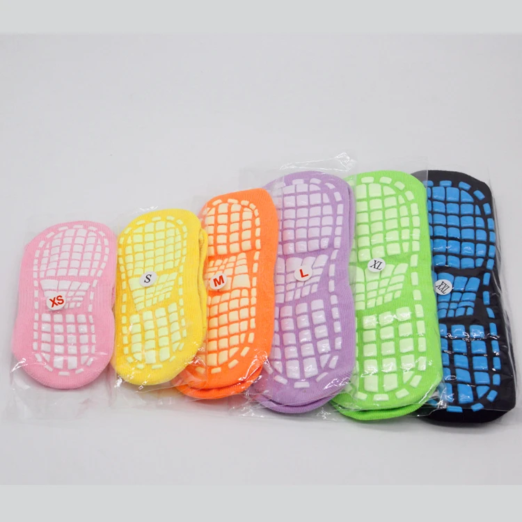 Custom Logo Anti Slip Jump Park Indoor Playground Socks