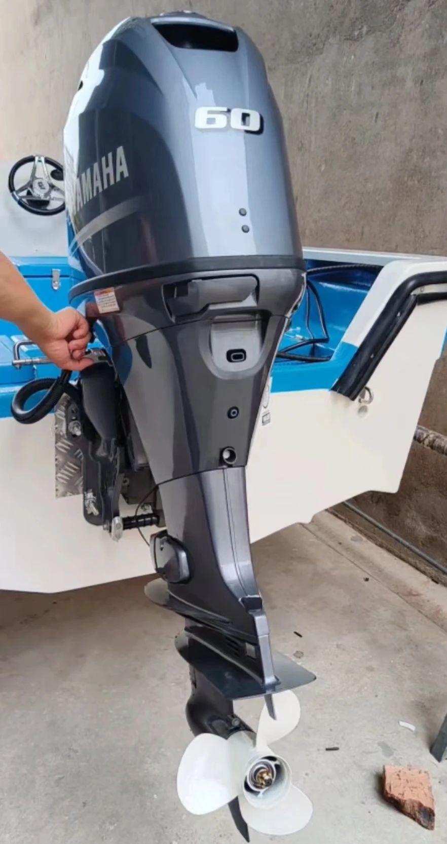 Yamaha 60HP 4 Stroke 20 Shaft Electric Start Remote Control Outboard ...