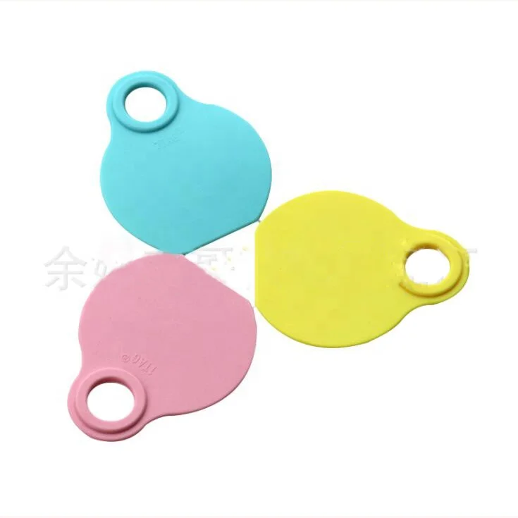 Punch-free Animal Tracking - Colorful Neck Tags for Cattle